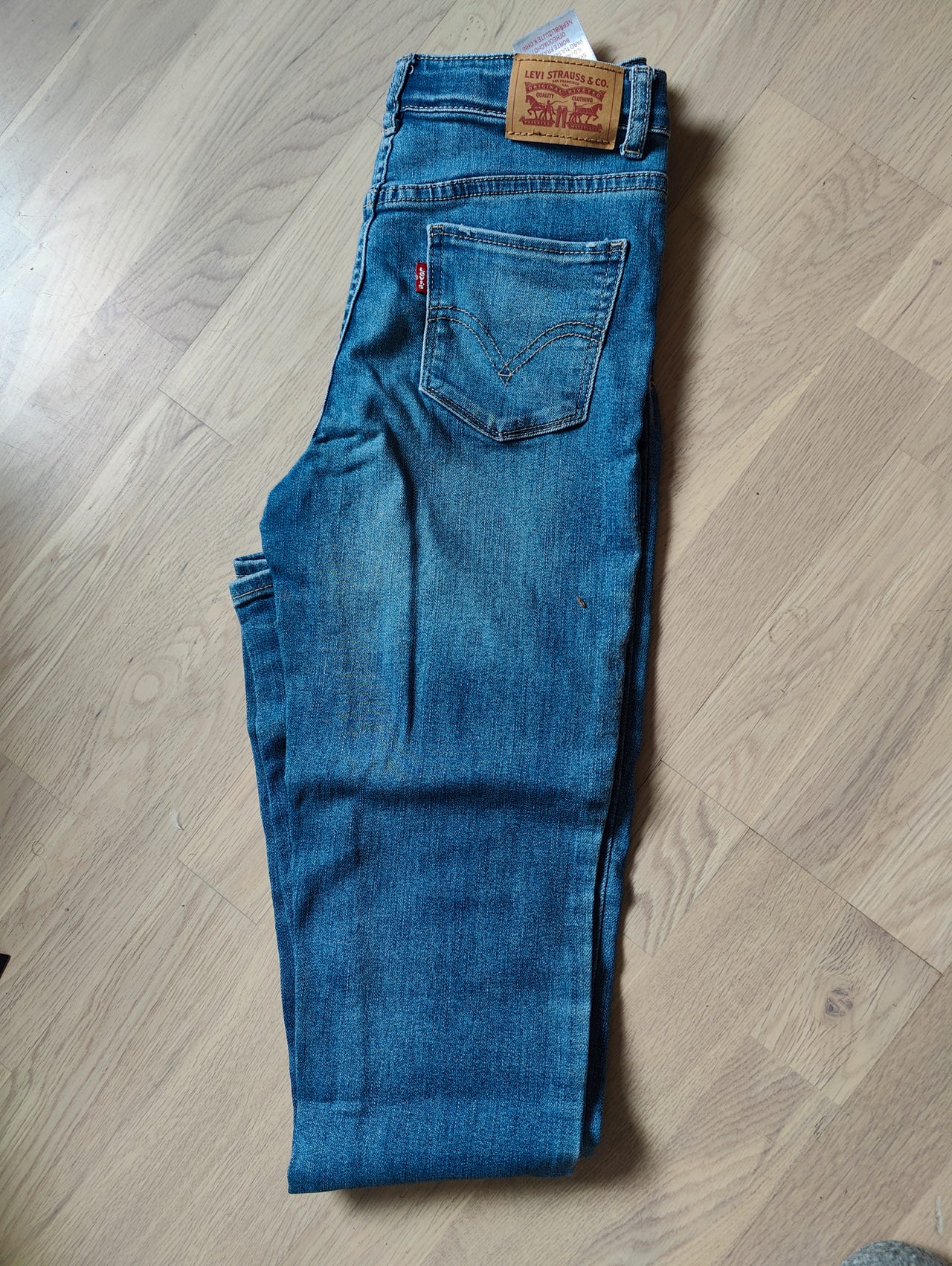 Levi's bukse | FINN-torget