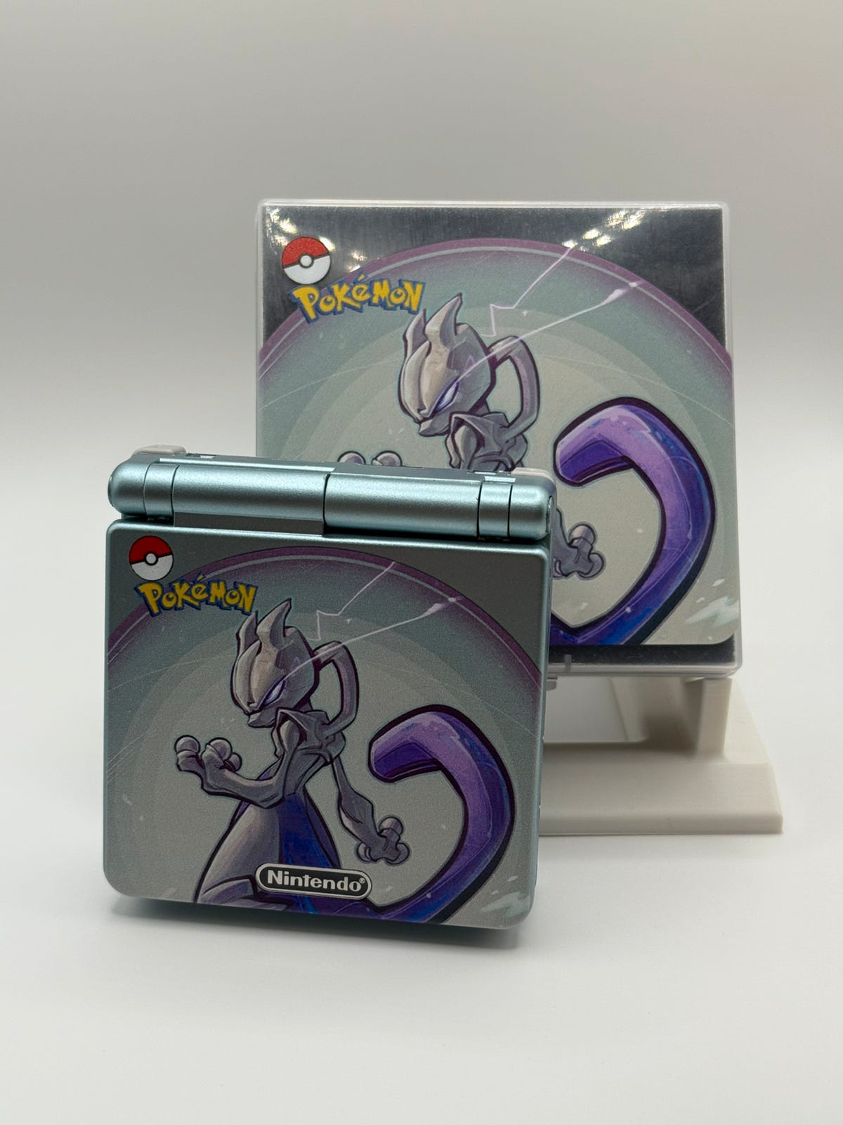 Nyrenovert GBA SP IPS Mewtwo | FINN-torget