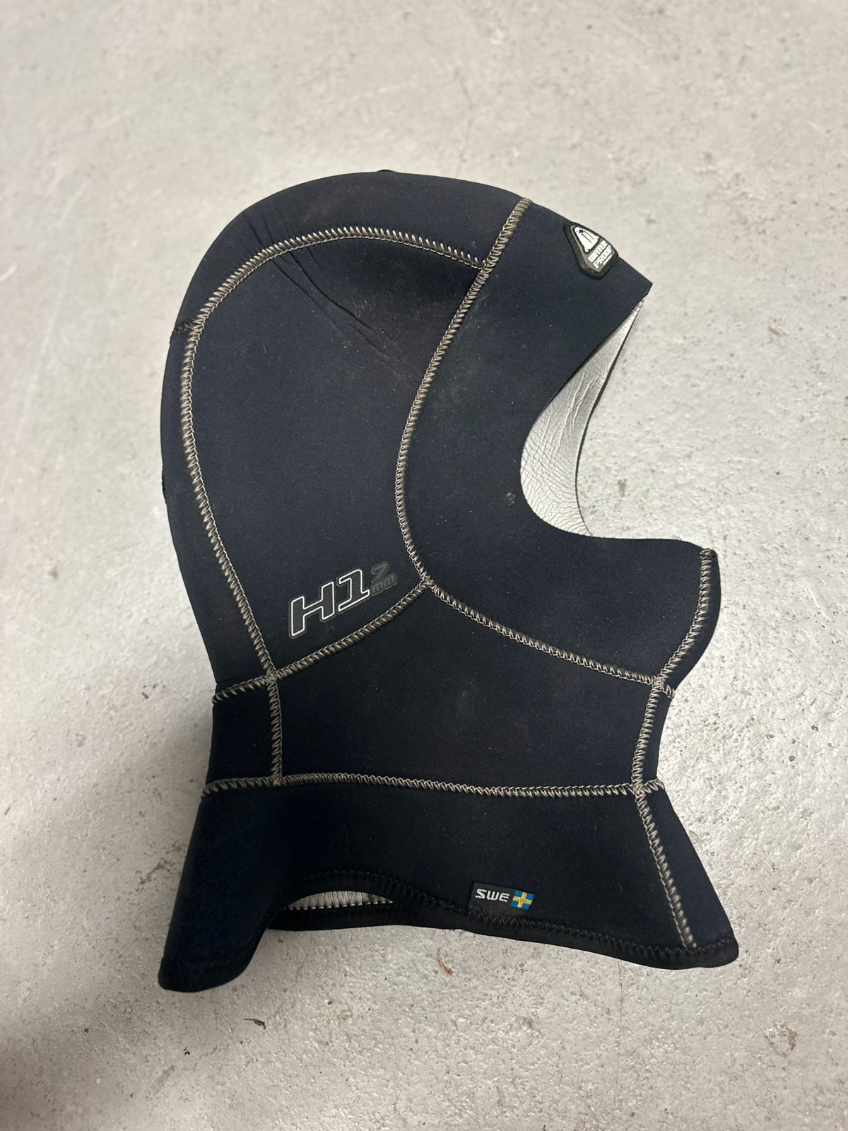 Waterproof H1 neoprenhette str L | FINN-torget