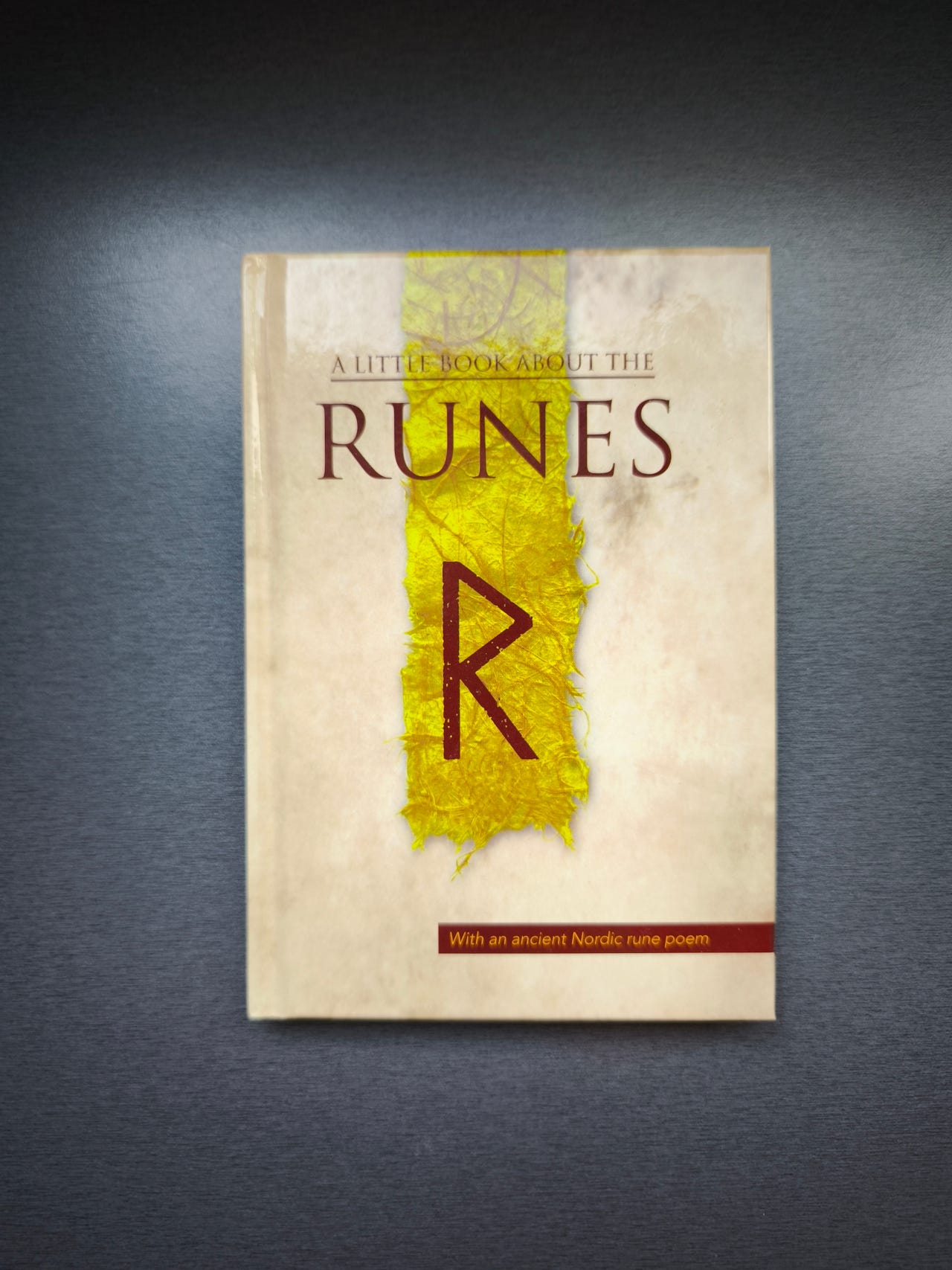 book about runes (in English) RESERVERT | FINN-torget