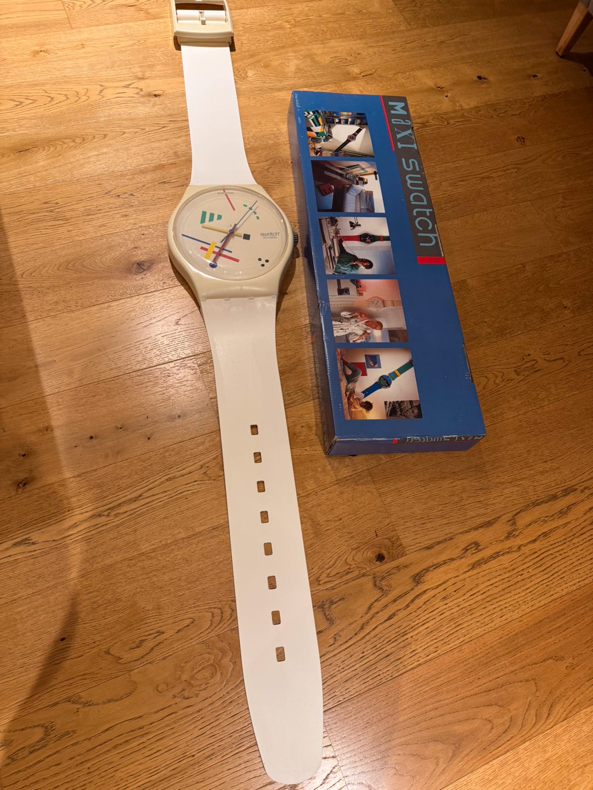 Swatch veggur med original eske | FINN-torget