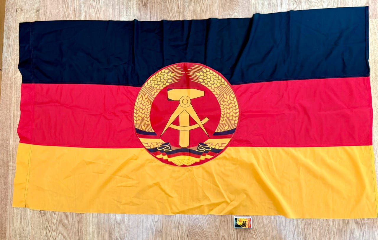 DDR -ekte flagg | FINN-torget