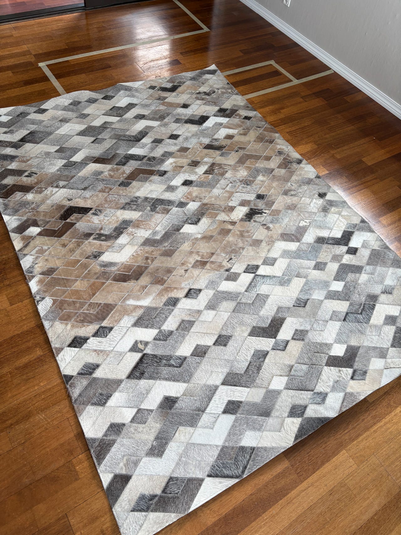 BOLIA kakudo grey skinnteppe | FINN-torget