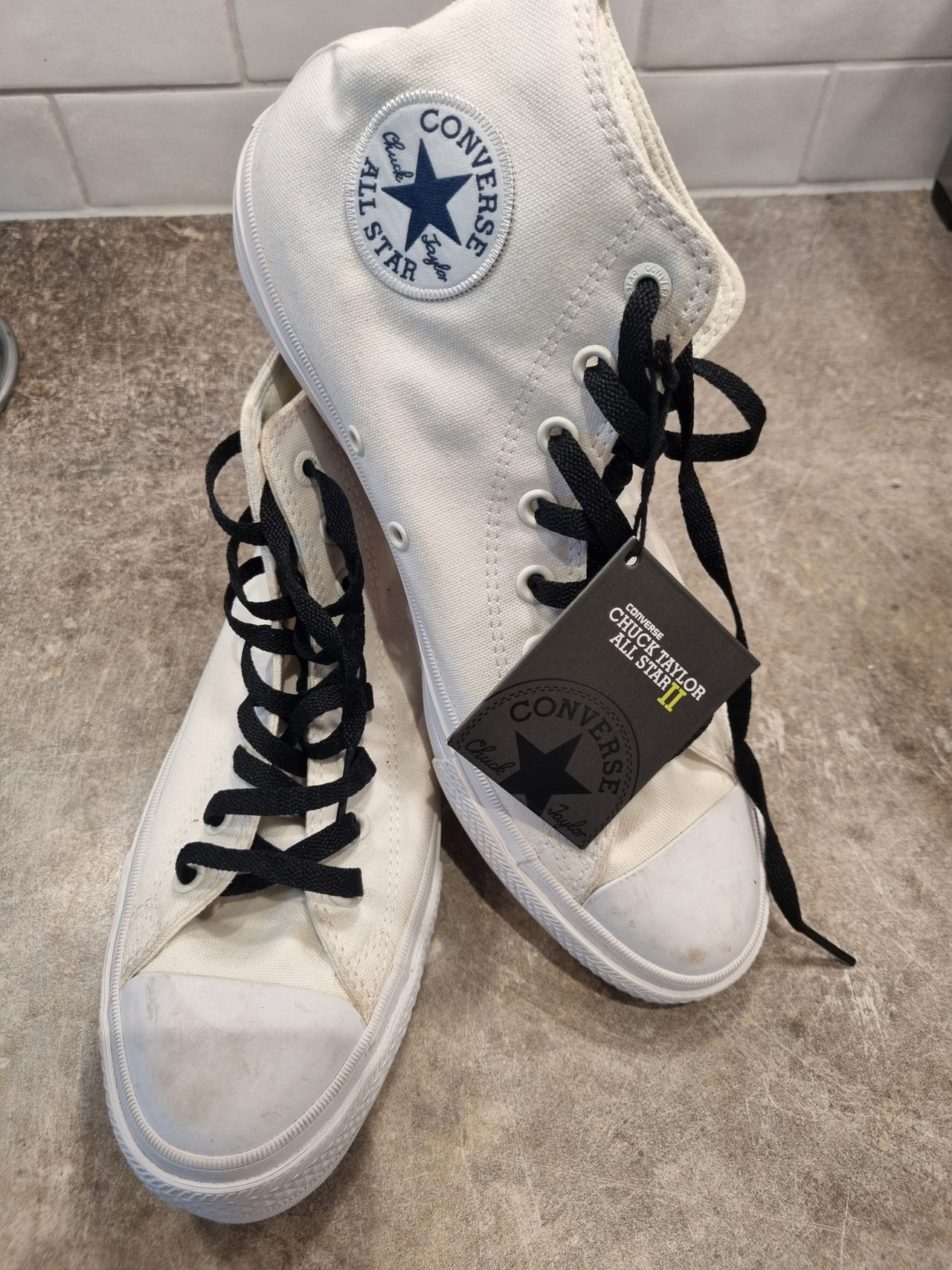 Helt nye converse str. 44. | FINN-torget