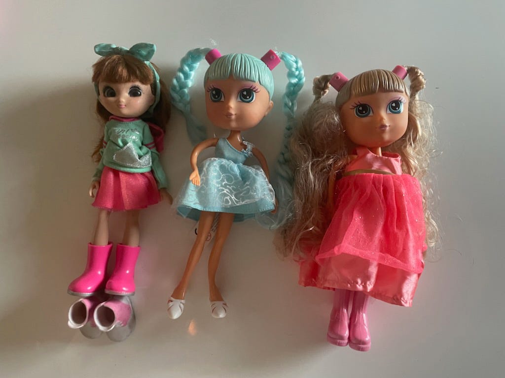 3 stk. dukker selges rimelig - Kr.100,- for alle tre dukkene. | FINN-torget