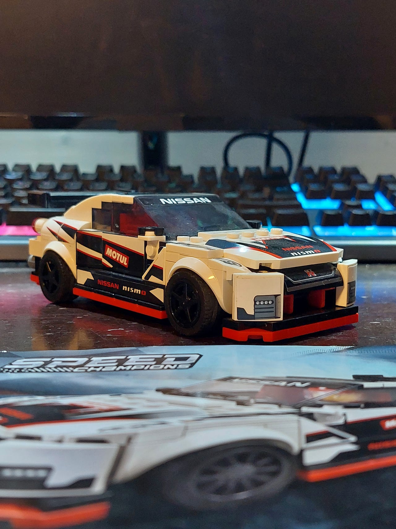 LEGO -NISSAN GTR / R35 SPEED CHAMPIONS | FINN-torget