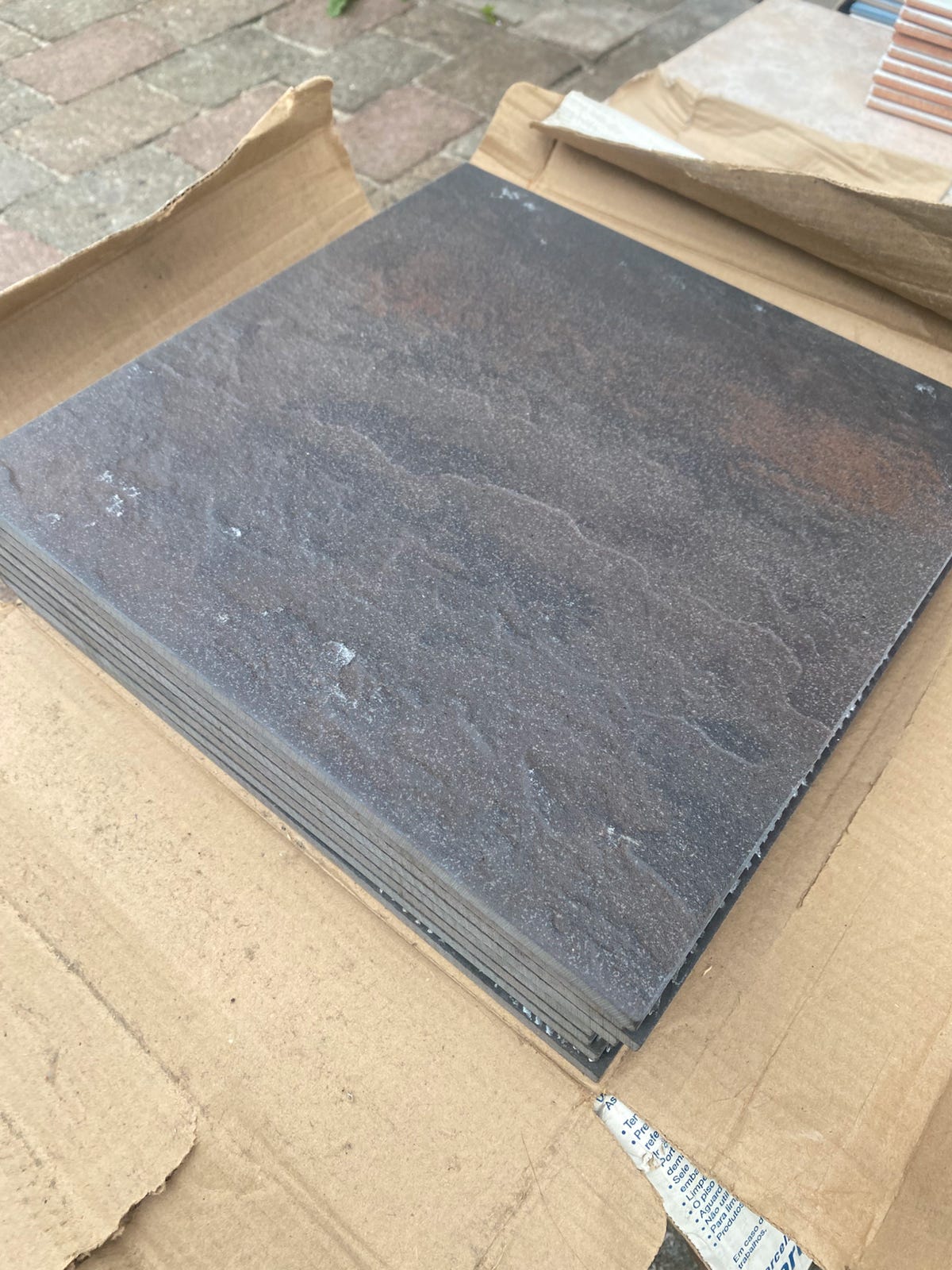 Fliser i ulike størrelser HENT i dag! | FINN-torget