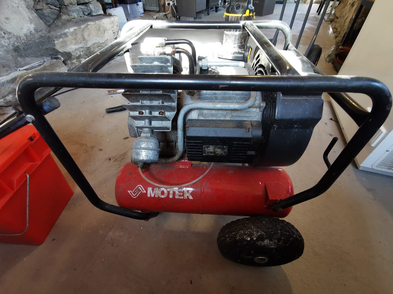 Motek 280 kompressor | FINN-torget