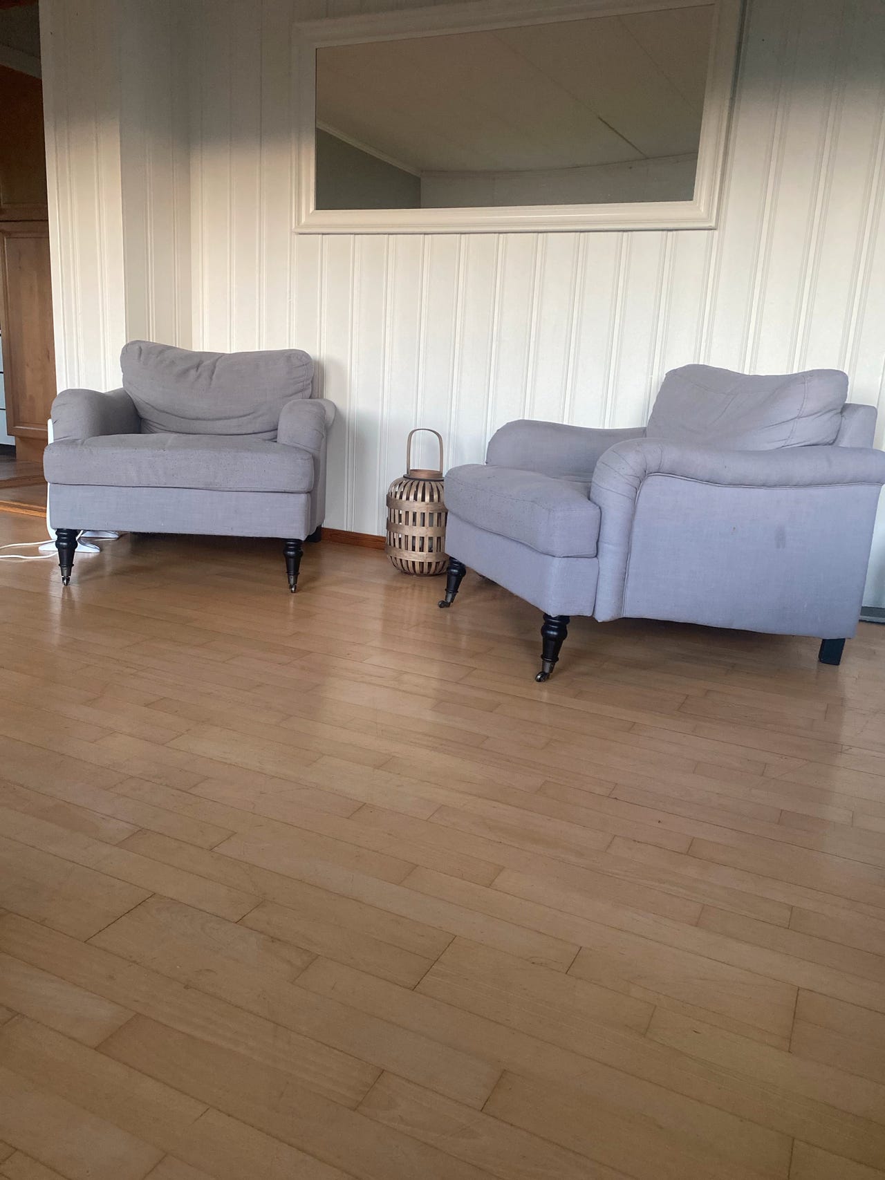 2 stk godt brukte sofa stoler gis bort da jeg flytter | FINN-torget