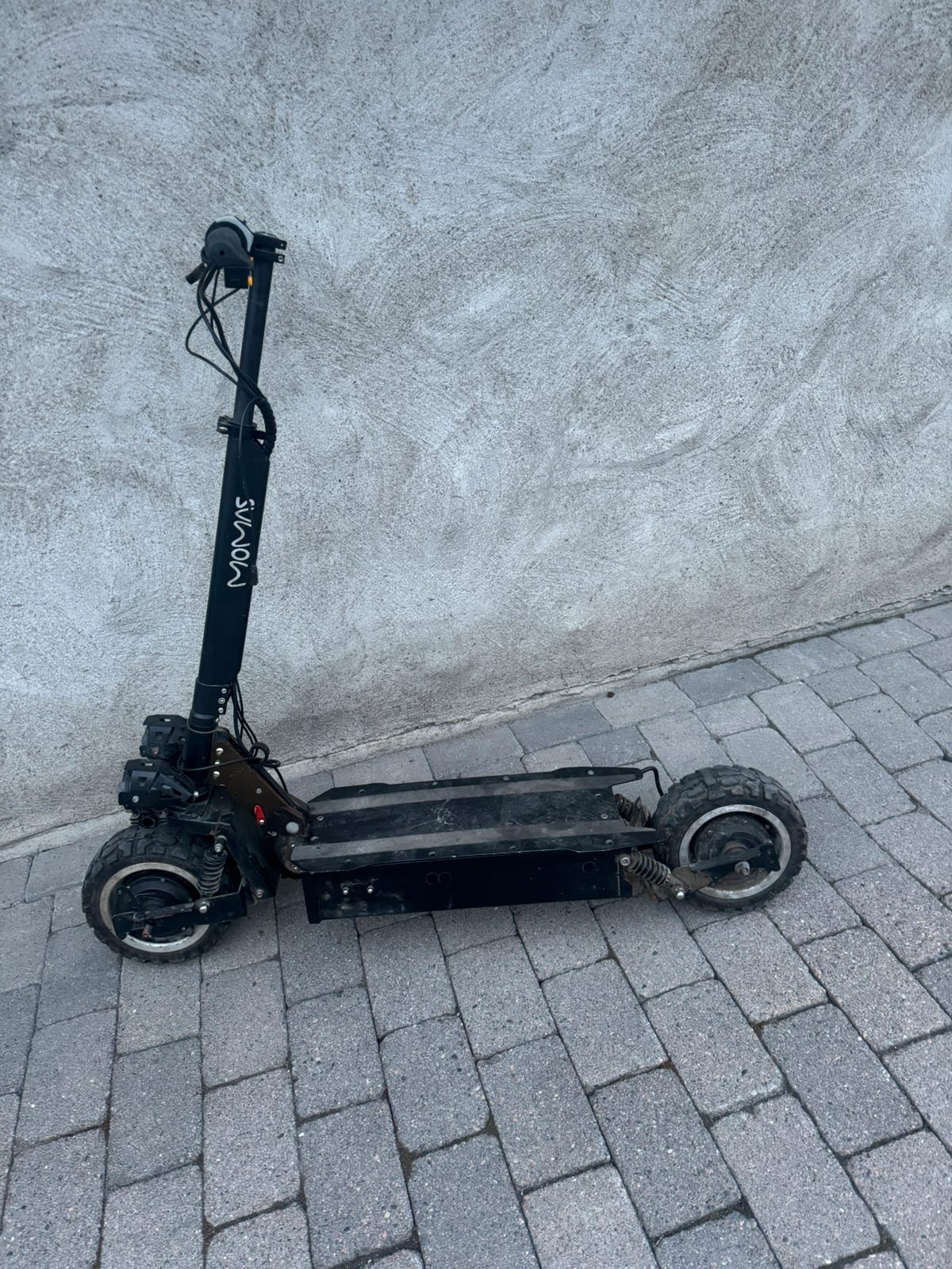 MOMAS S4 EXTREME SELGES BILLIG! | FINN-torget