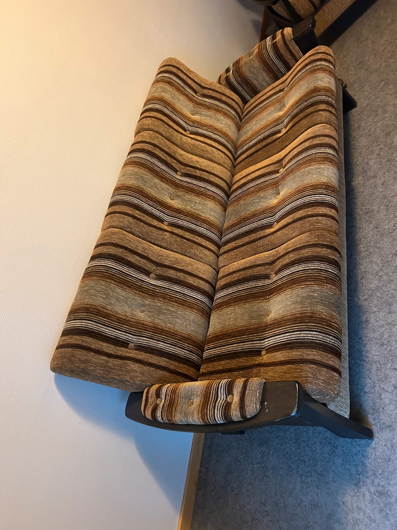 Sofa + 2 stoler gis bort | FINN-torget