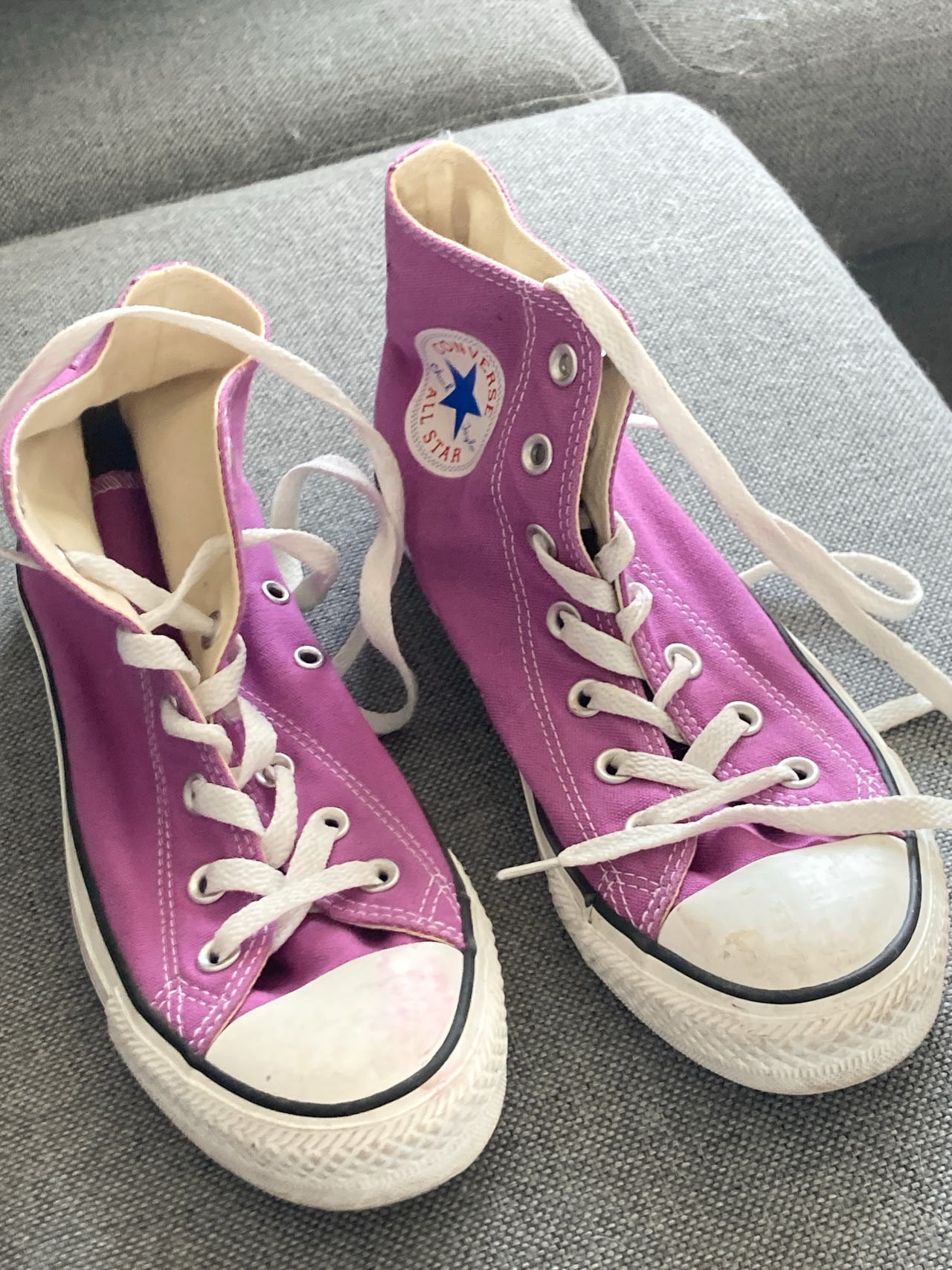 Lilla Converse sko selges | FINN-torget