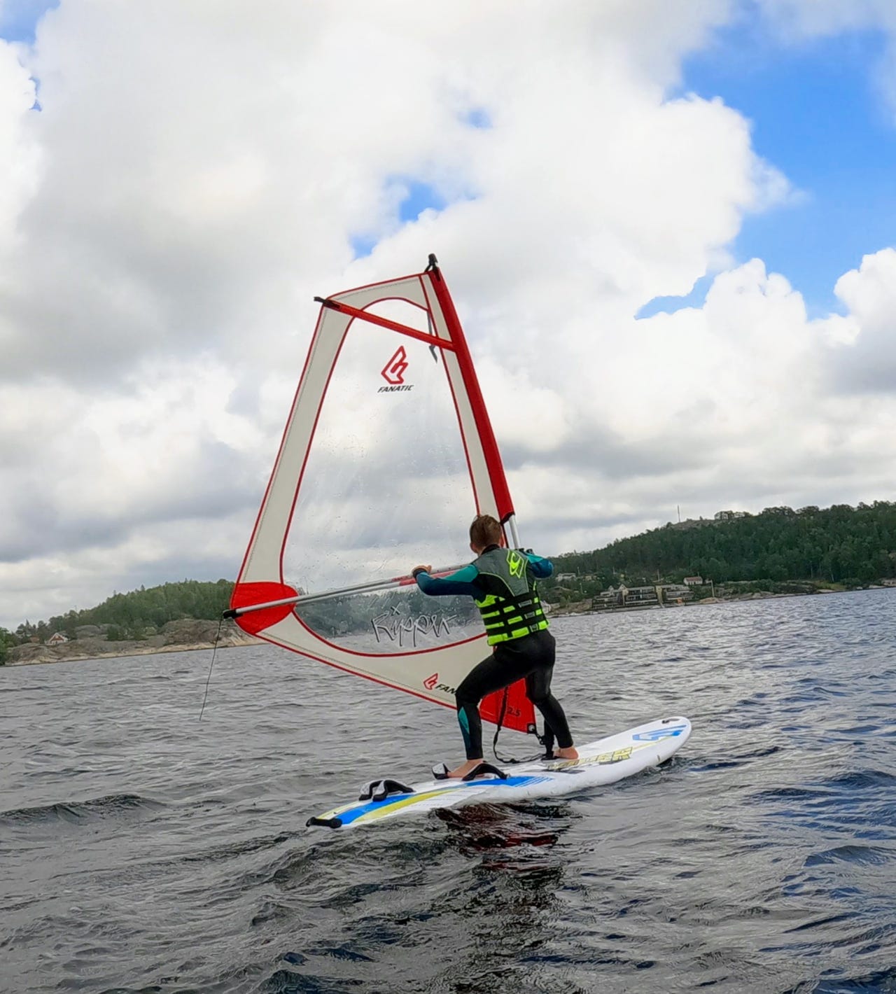 Fanatic Viper 75 - Komplett med 2 seil | FINN-torget