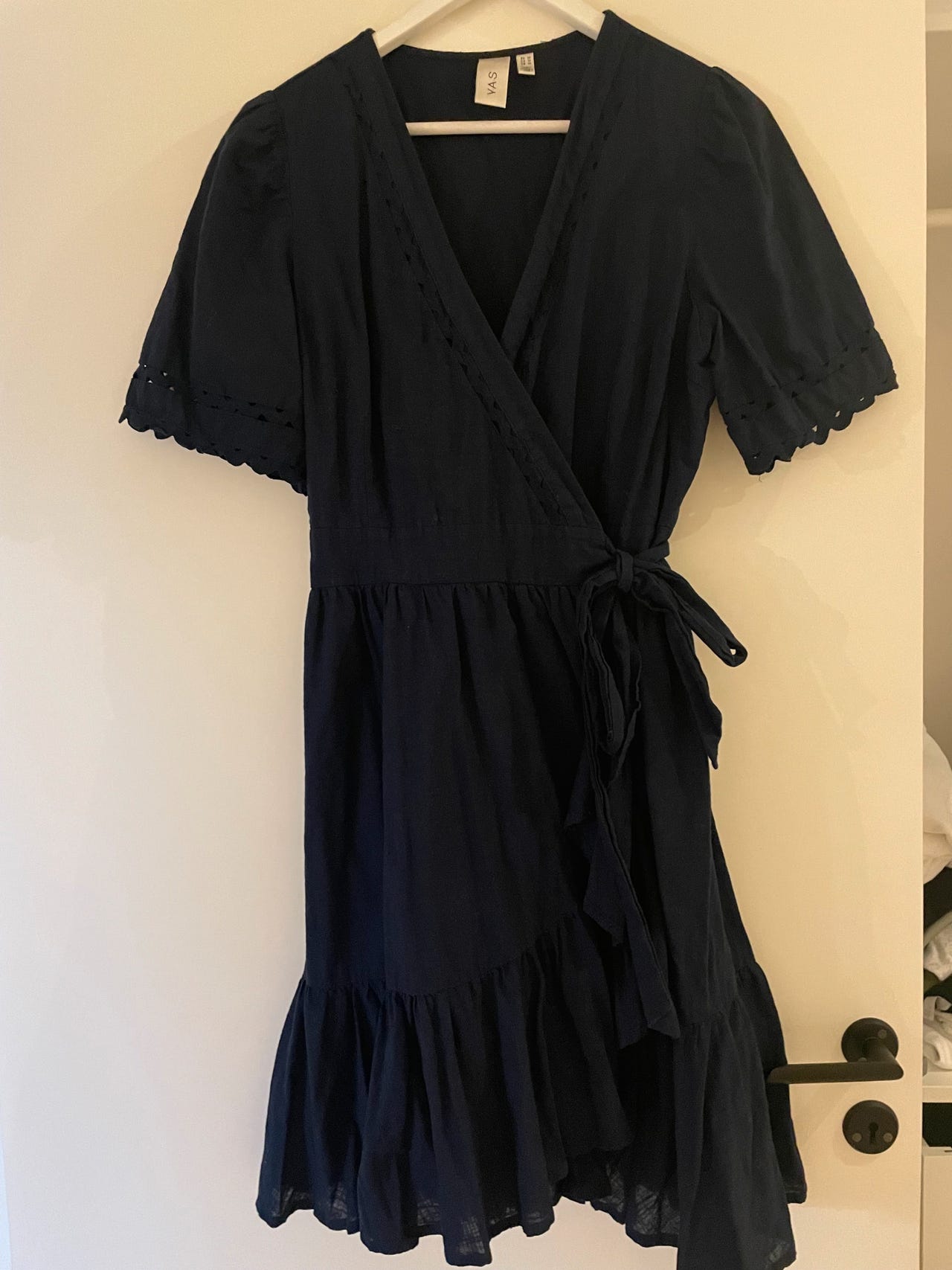 Nydelig kjole fra YAS | FINN-torget