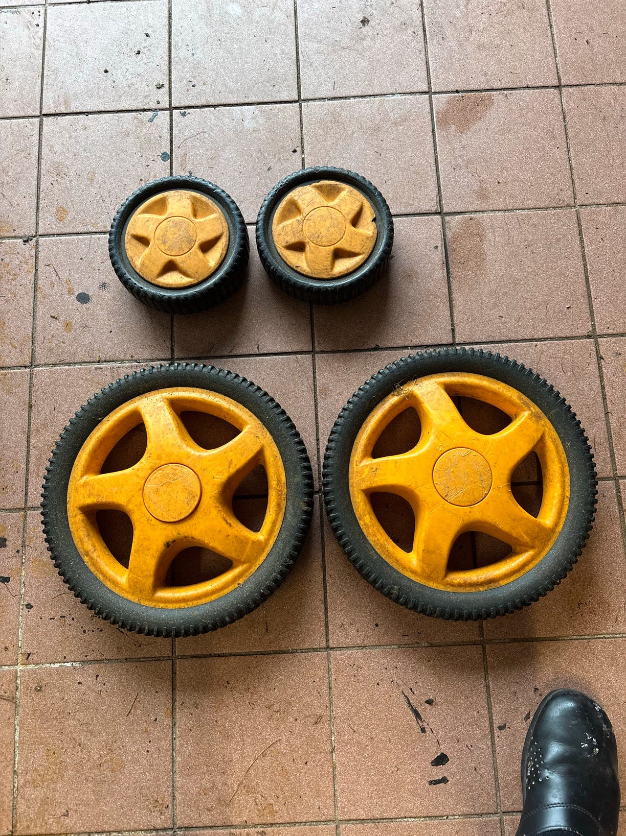 Hjul til gressklipper /Partner | FINN-torget