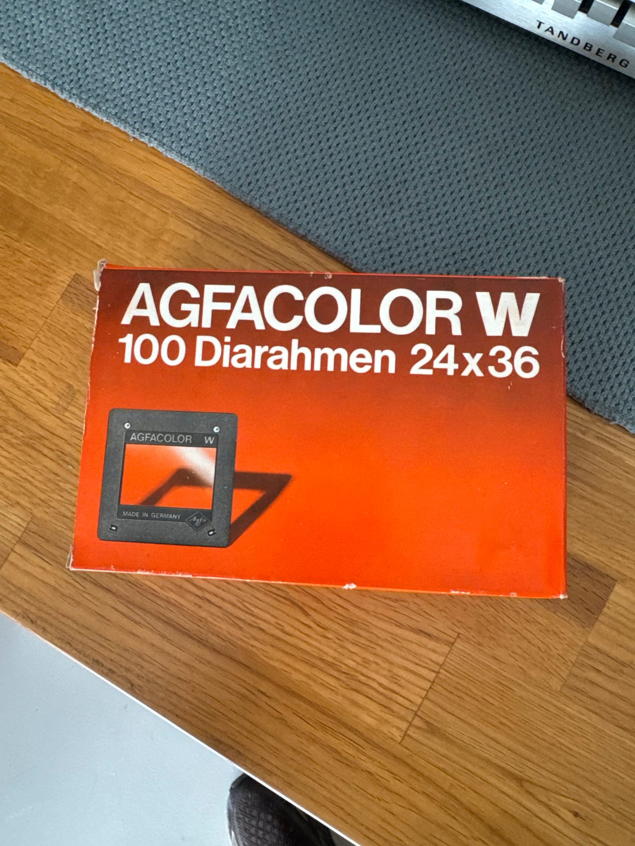 100 stykk Agfa Agfacolor 24x36 | FINN-torget