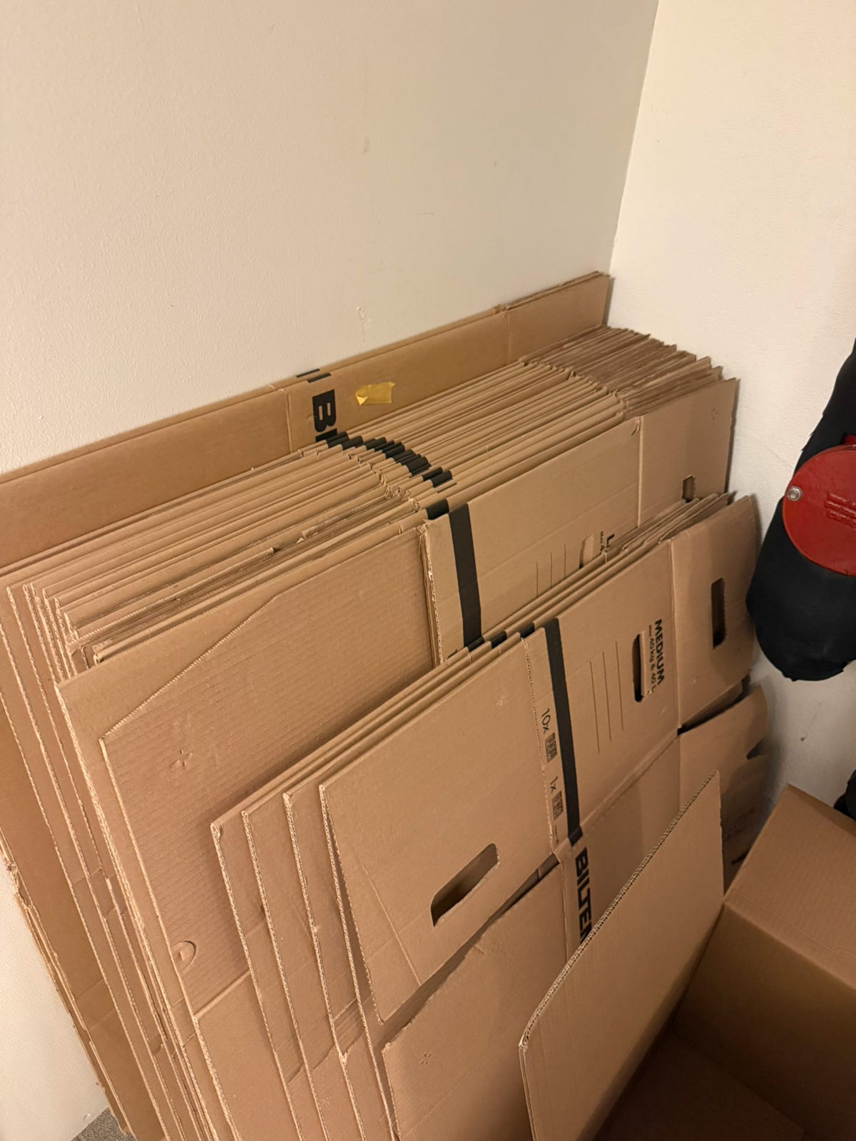 Flytteesker selges, 26 stk | FINN-torget