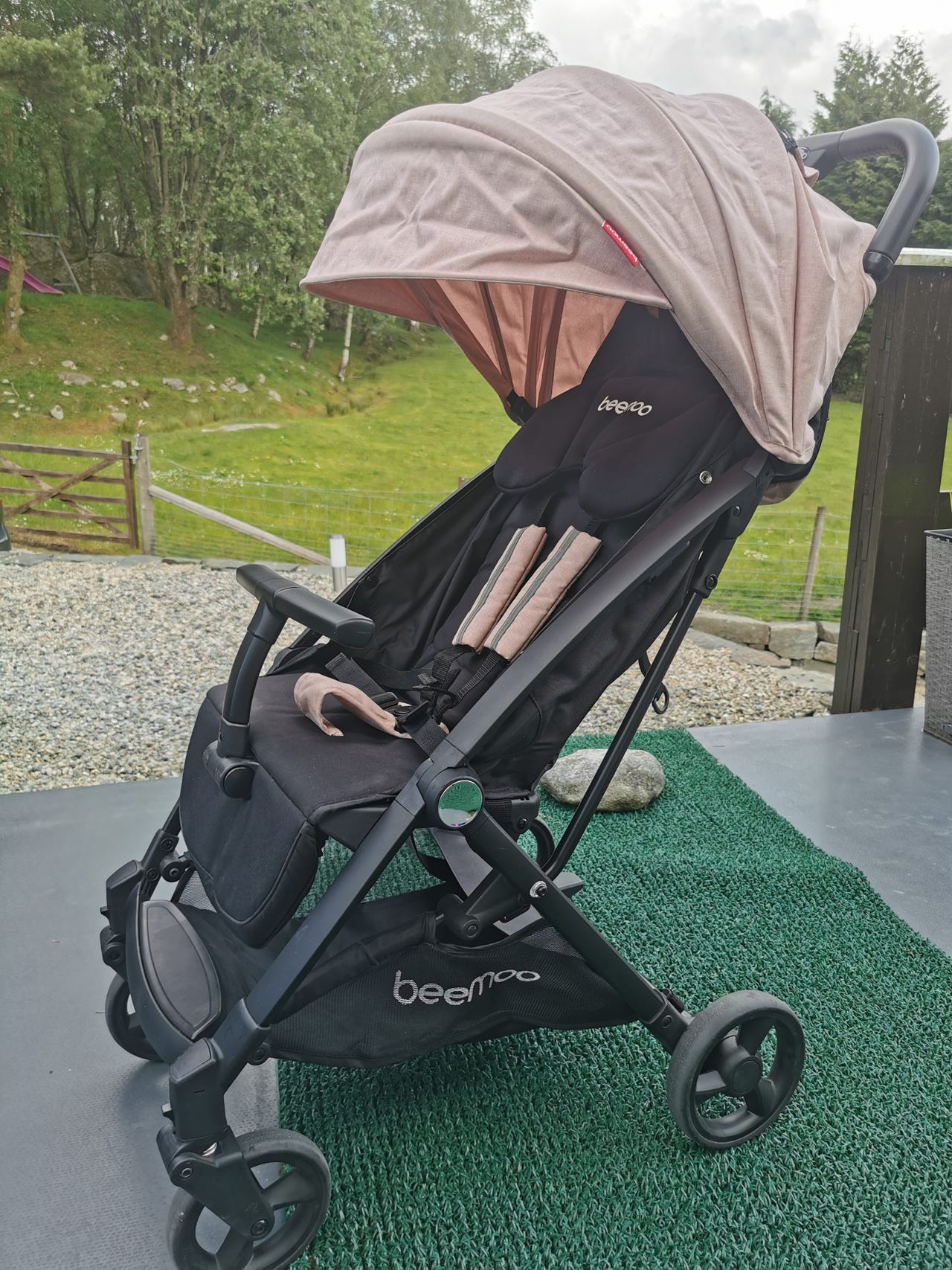 Beemoo Easy Fly + transport veske | FINN-torget