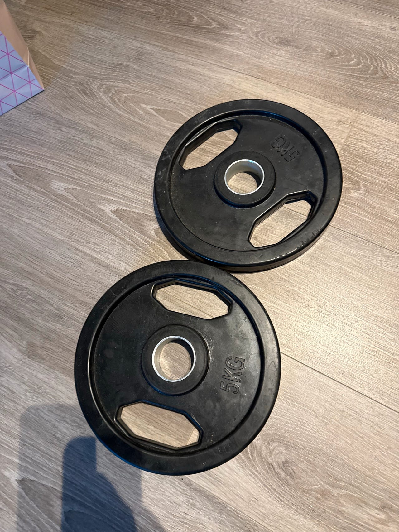 Vekter to 5 kg | FINN-torget