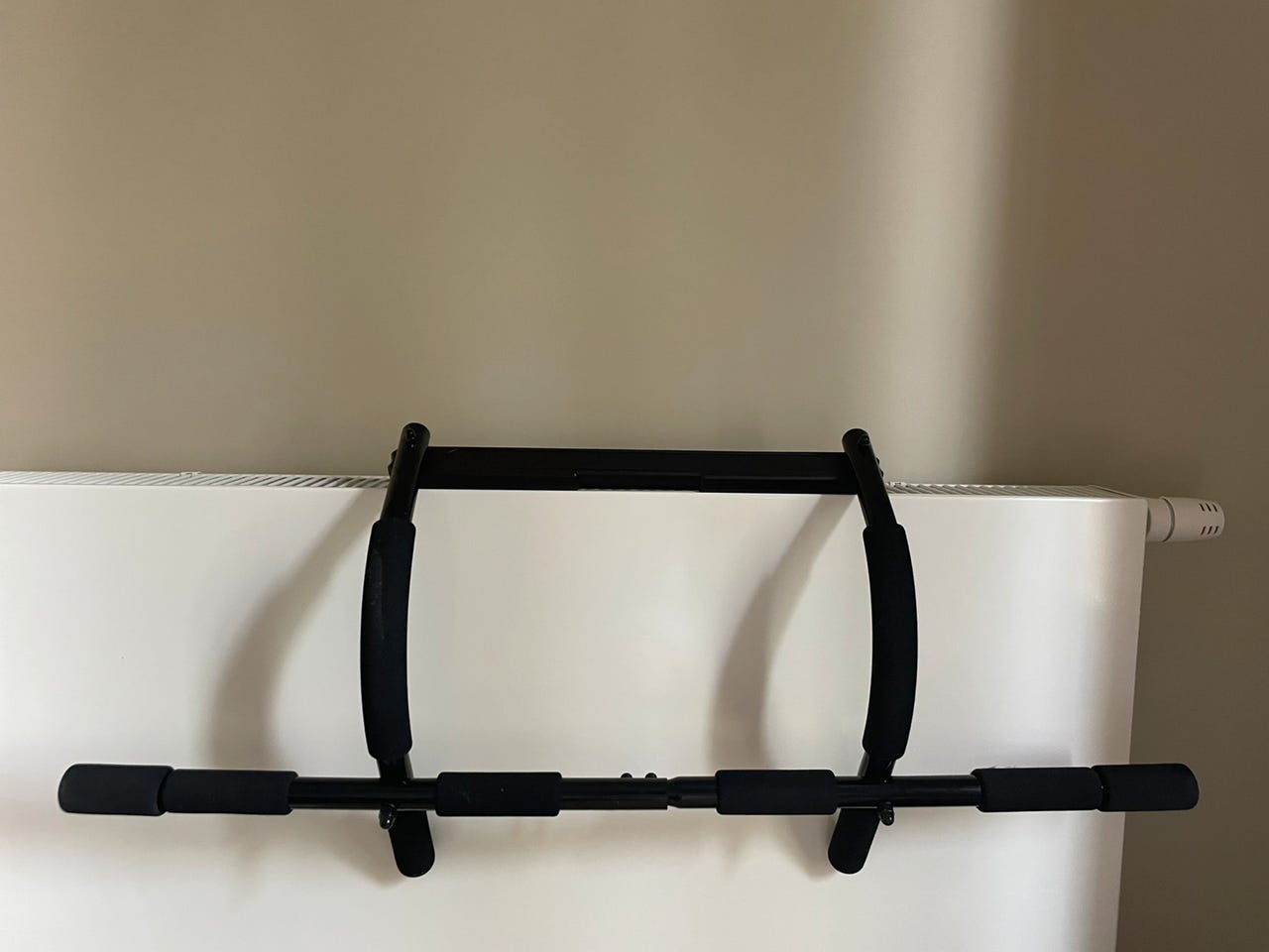 Pull-up stang for dørkarm | FINN-torget