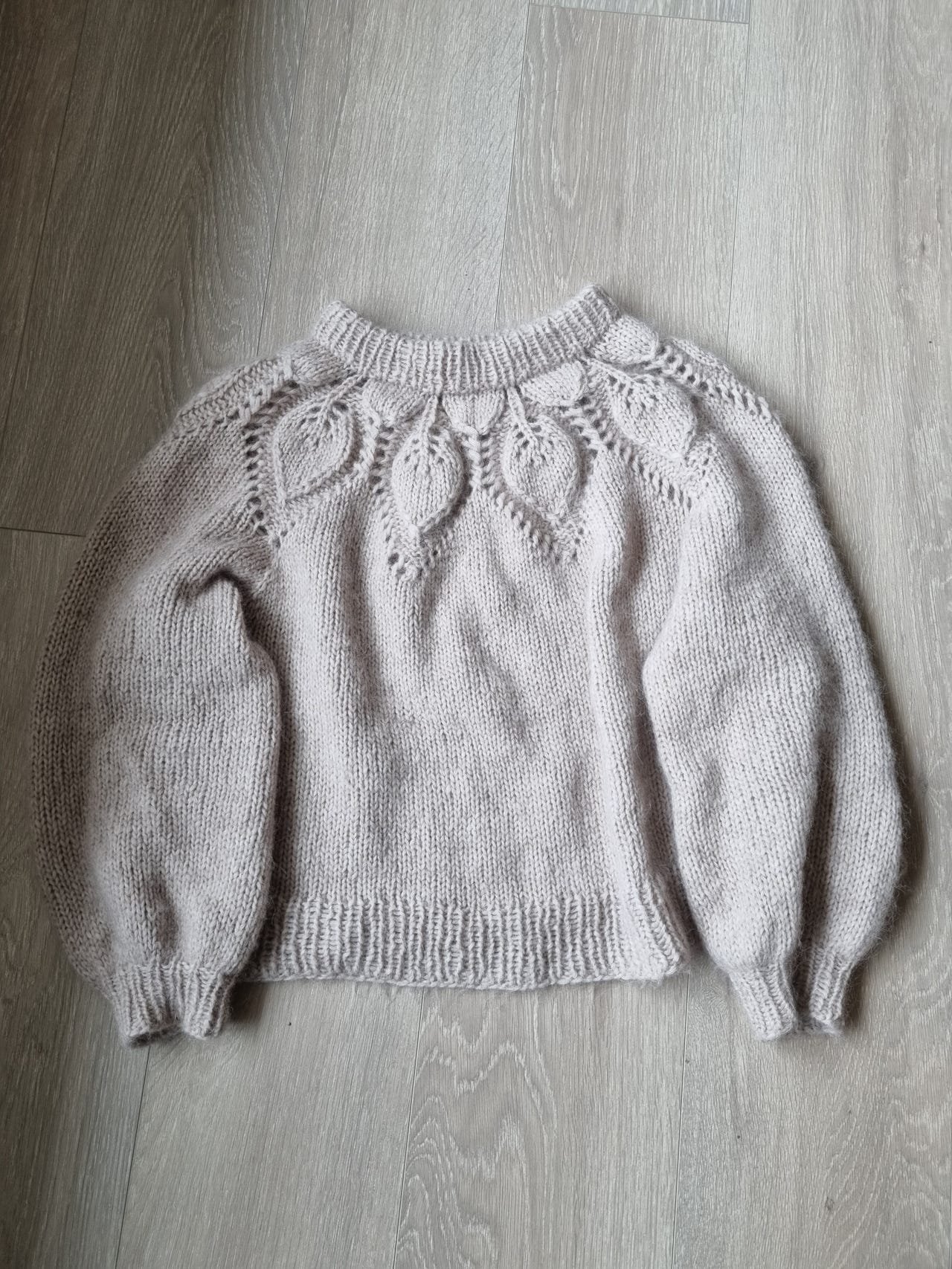 Chunky dahlia genser | FINN-torget