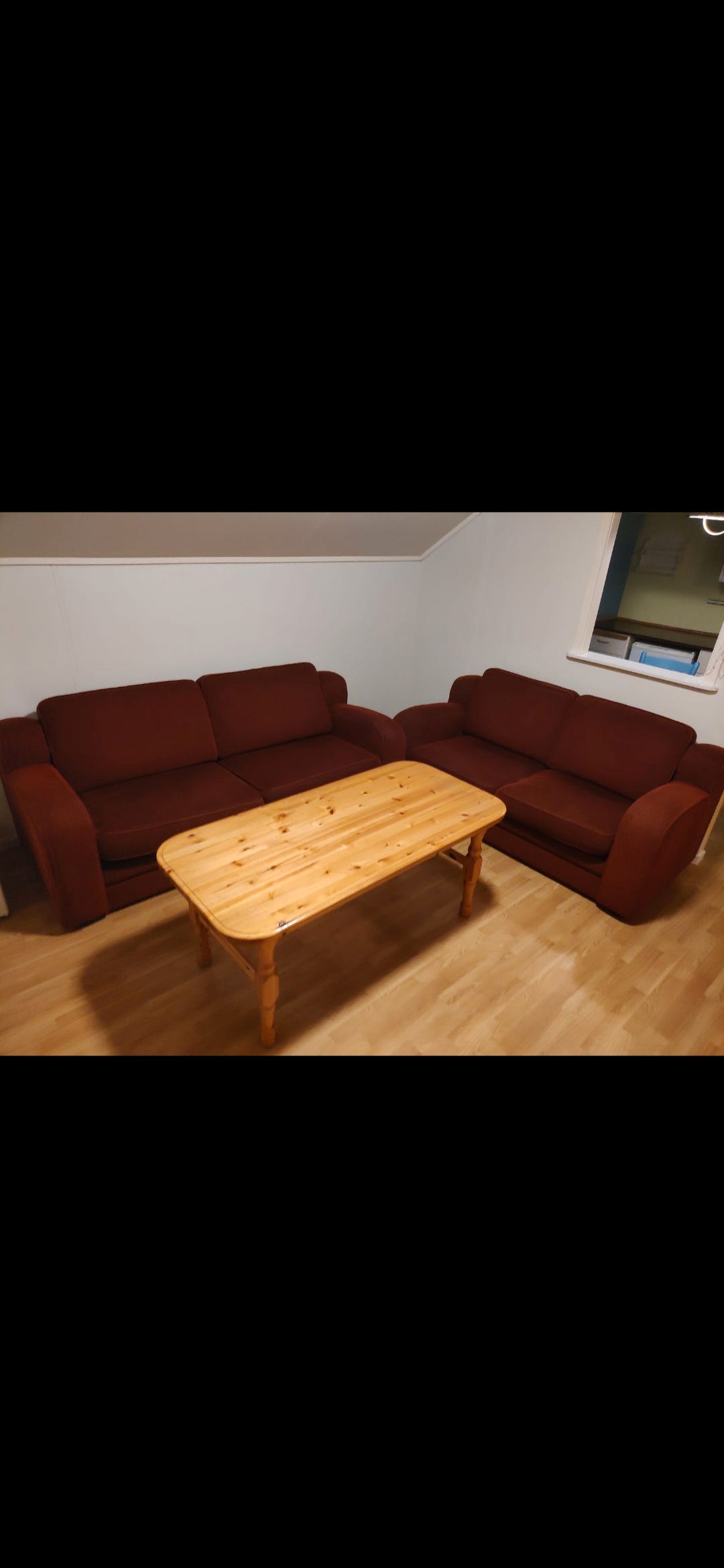 Furu bord | FINN-torget