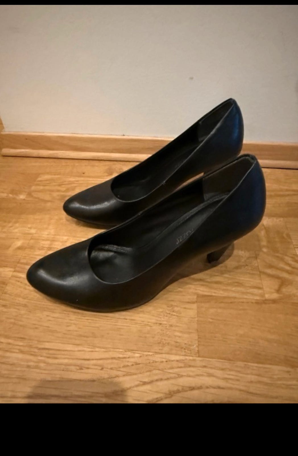 Sorte pumps fra Marco Tozzi | FINN-torget