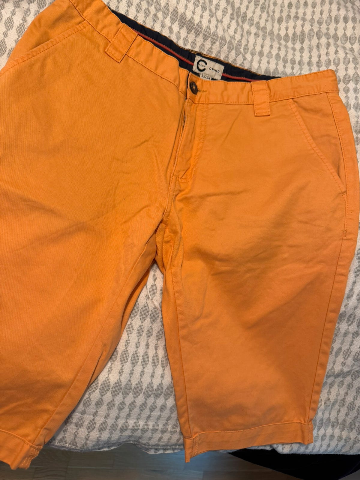 SHORT TIL HERRE (CUBUS) | FINN-torget