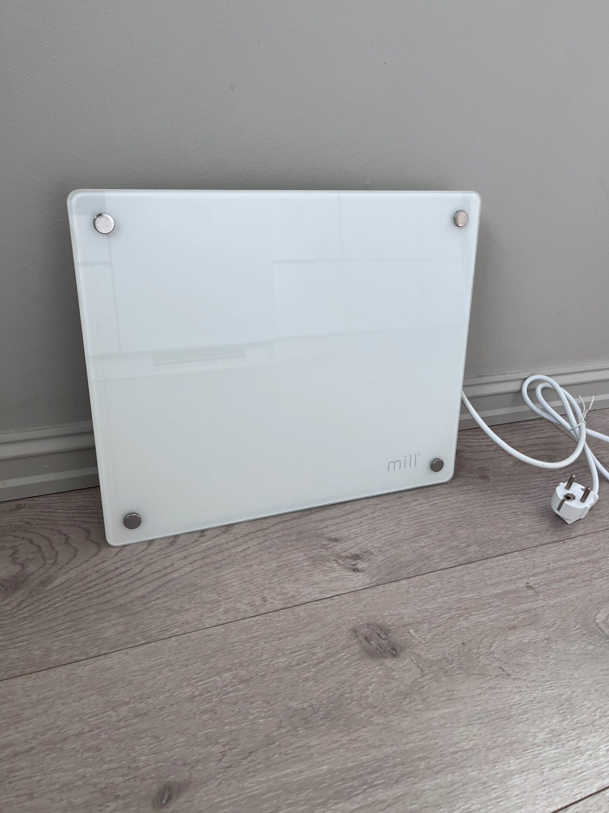 Mill Glass 250W Panelovn | FINN-torget