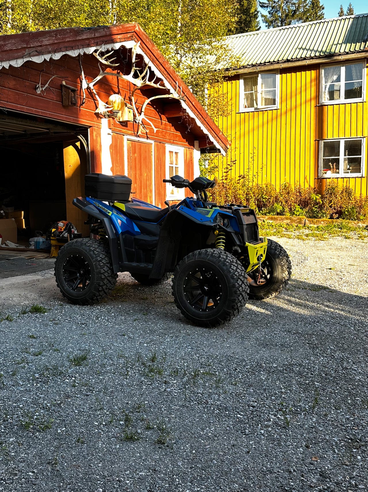 MSA M33 Clutch-Proarmor whiteout 27x14-14 til Polaris | FINN-torget