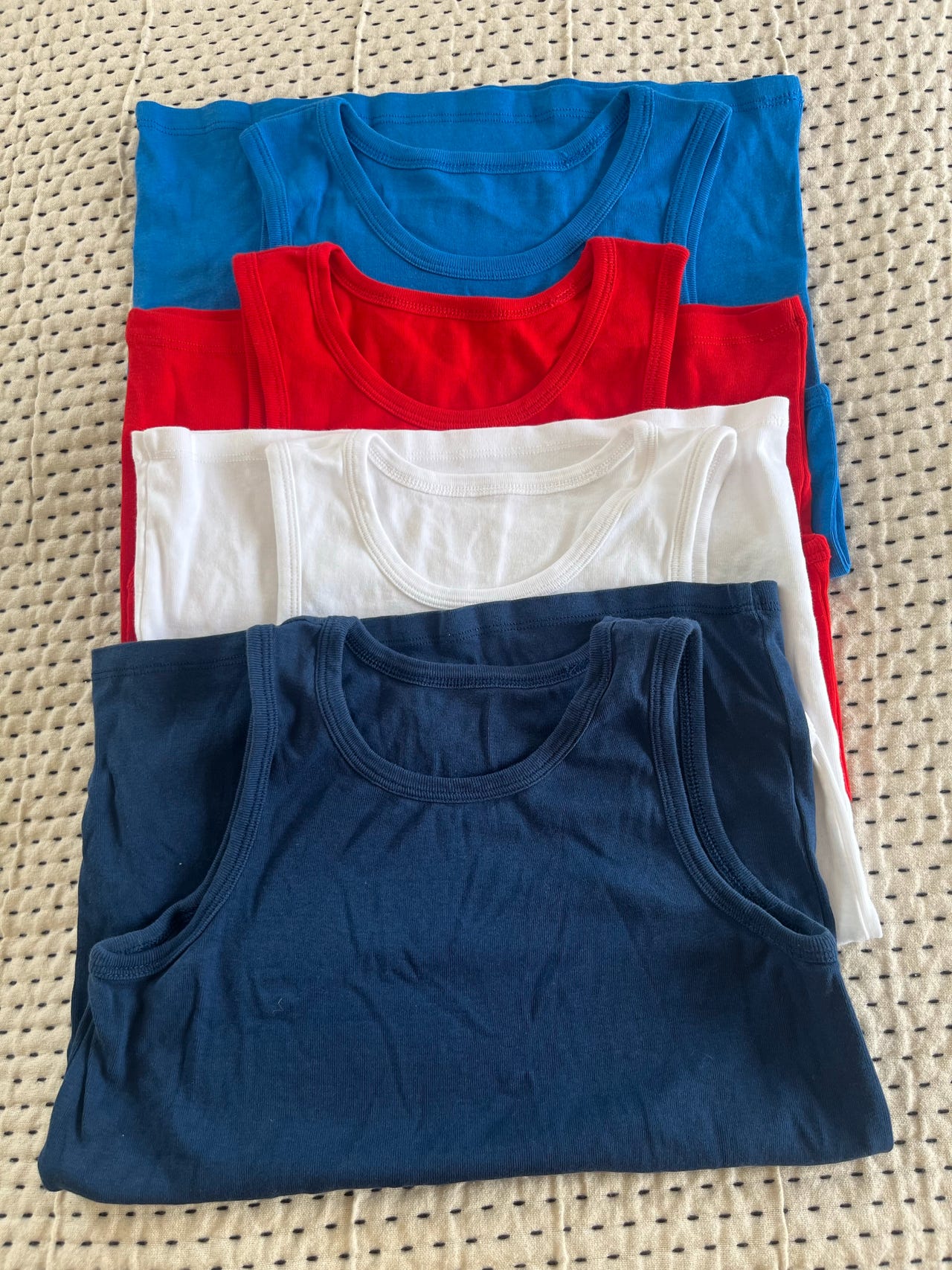 Singlets - set of 4- multicolour - size 10-12 years | FINN-torget