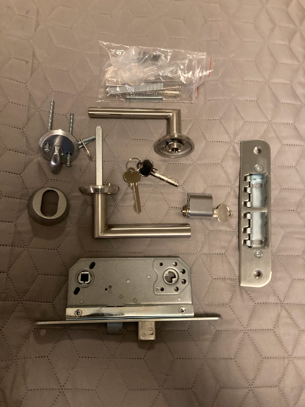 Lås Assa Abloy Modular 565, nesten ikke brukt til salgs | FINN-torget