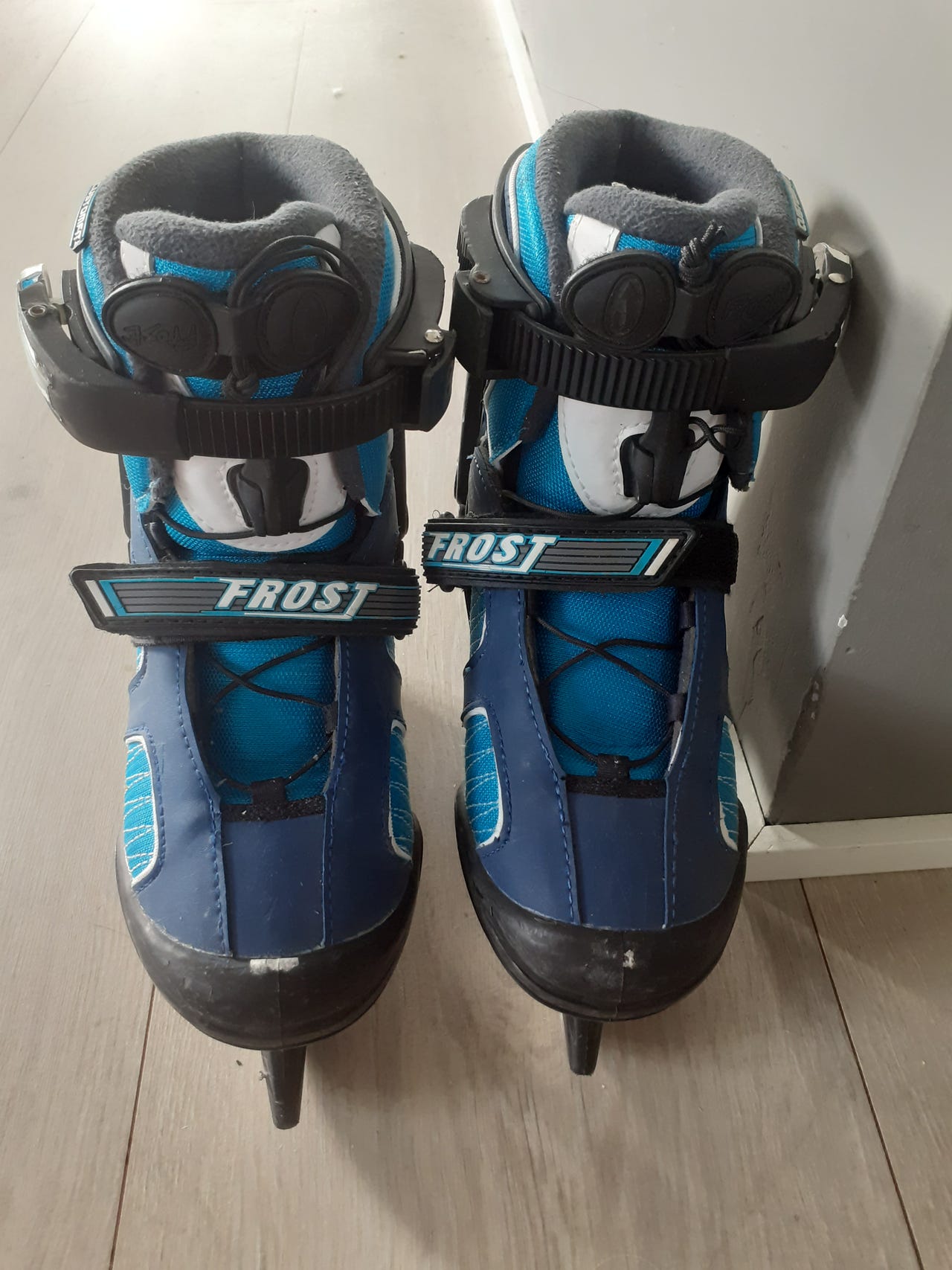 Justerbare skøyter fra Frost str 32-35 | FINN-torget