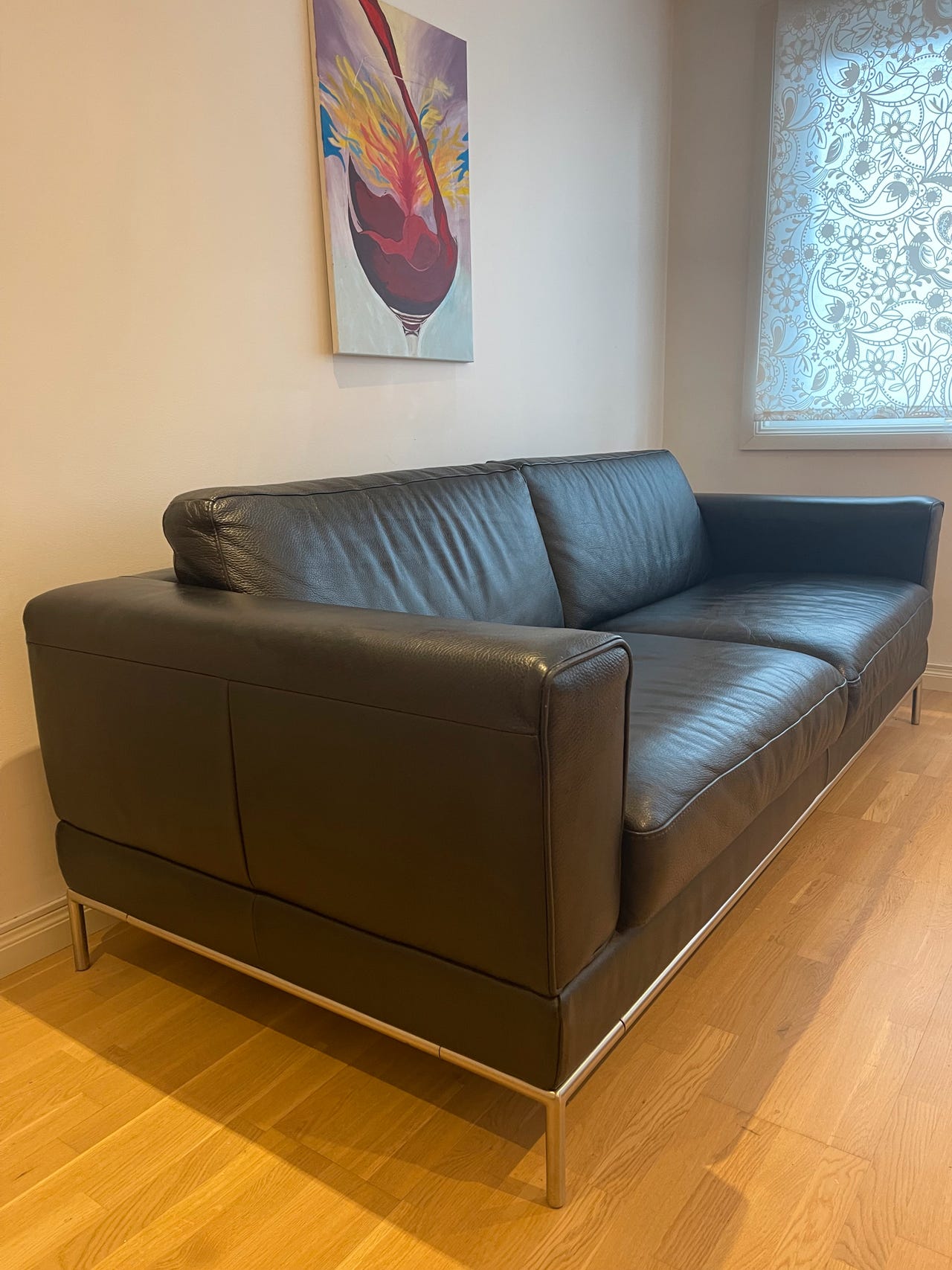 Skinnsofa fra IKEA | FINN-torget