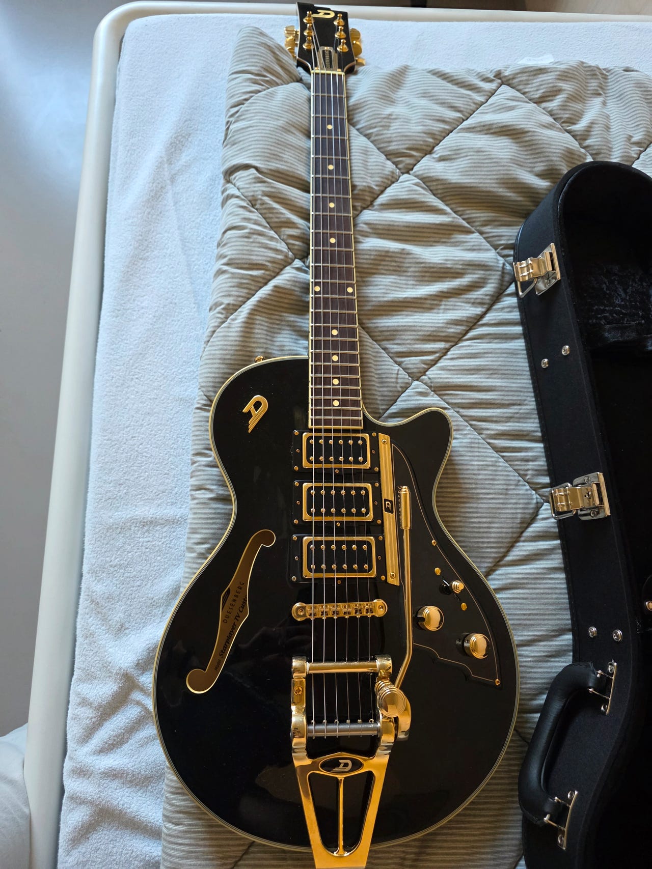 Duesenberg starplayer tv custom black selges til nesten halv pris ...