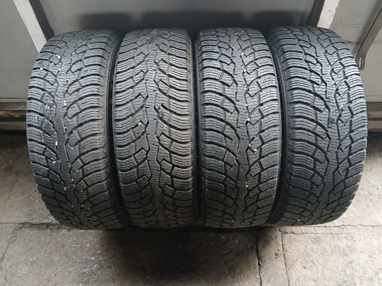 Nokian vinterdekk 205/65 R 16 C | FINN-torget