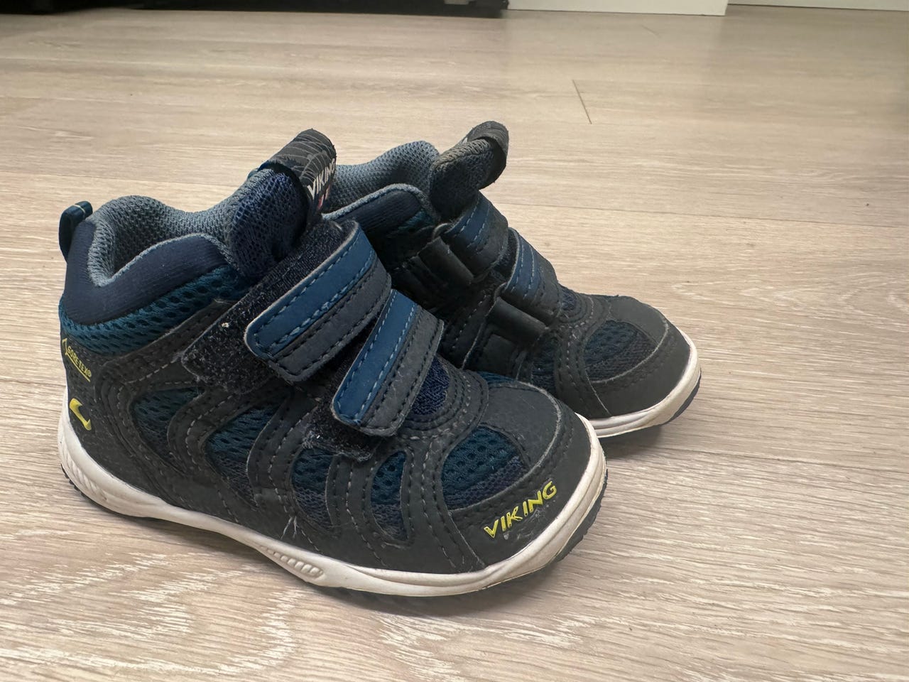 Sko Viking 23 størrelse | FINN-torget