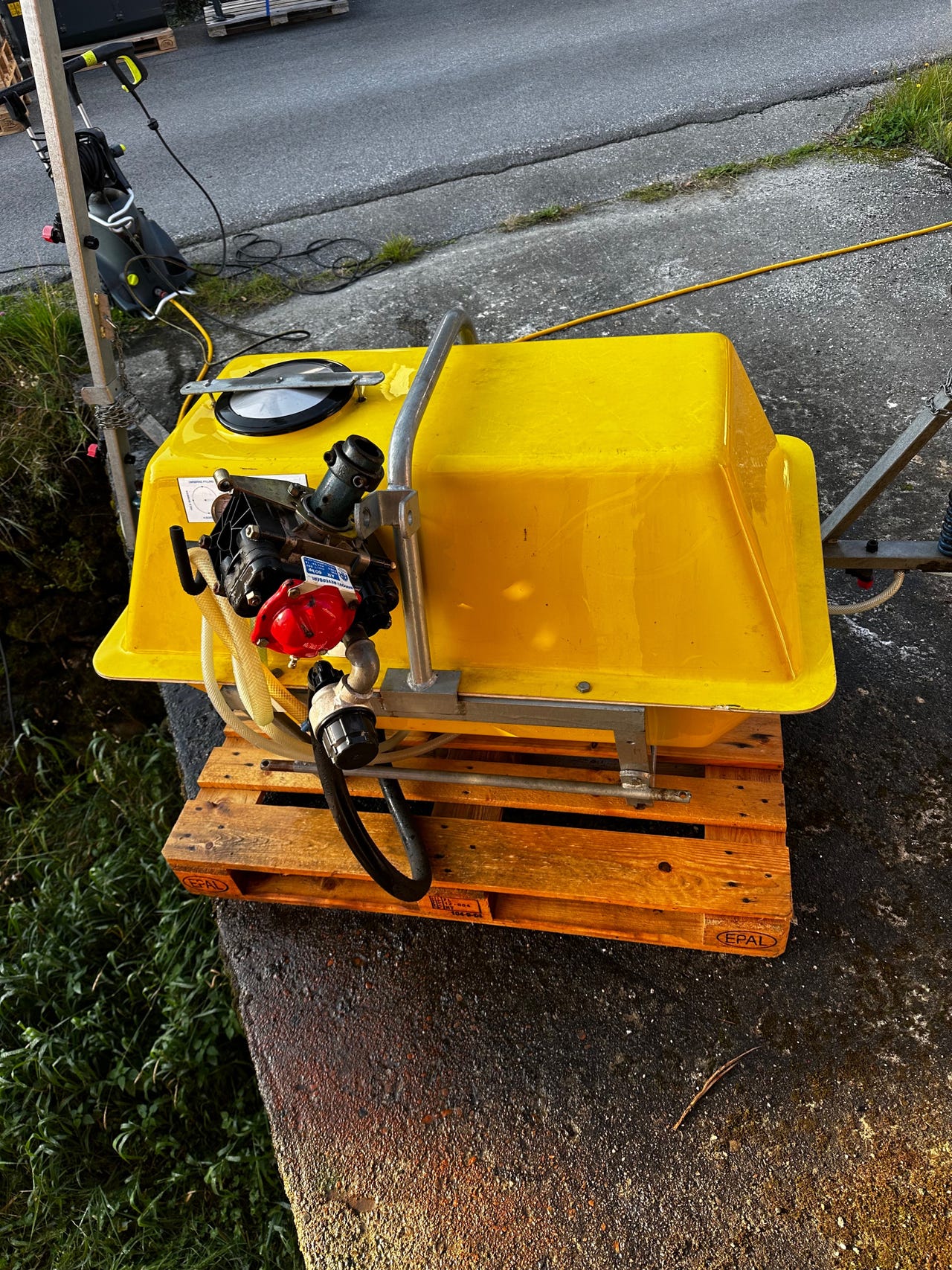 Erland sprøyte | FINN-torget