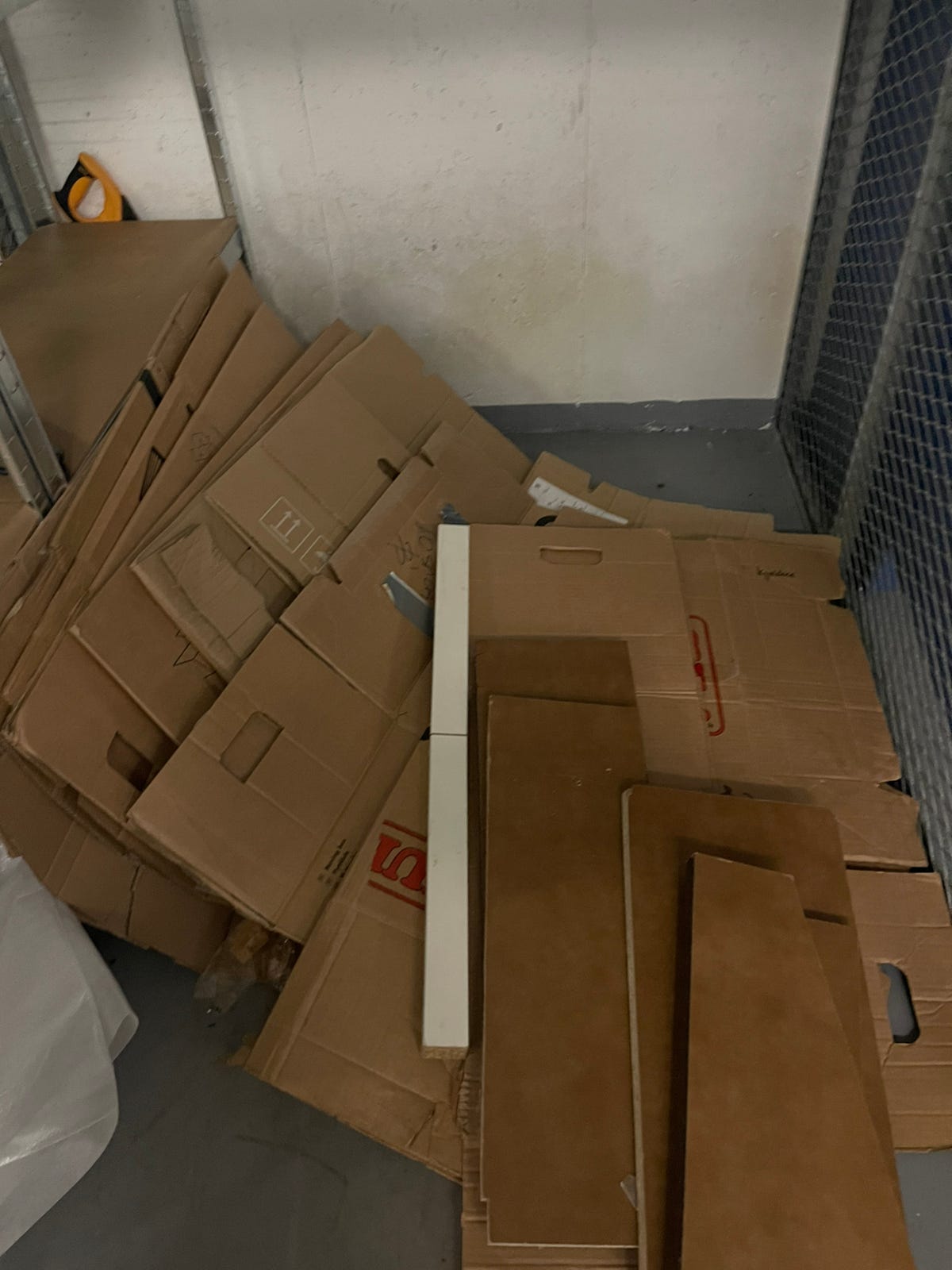 Flytteesker | FINN-torget