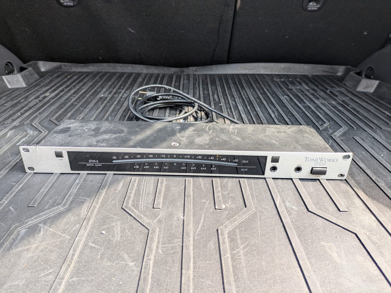 Korg Toneworks Rack tuner | FINN-torget