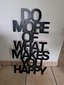 Vegg dekorasjon 🖤 | FINN-torget