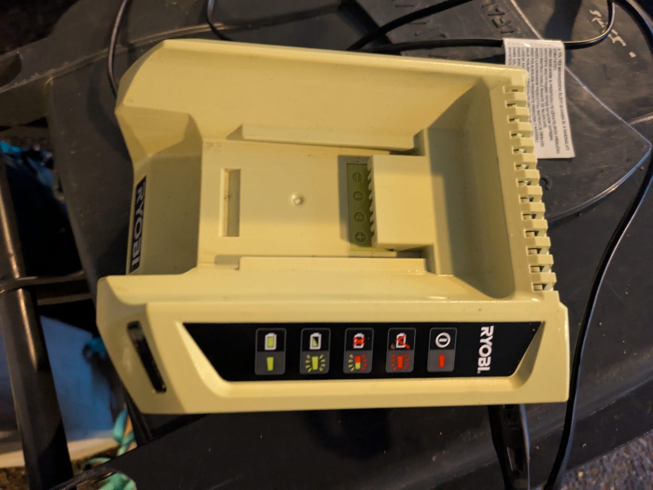 Ryobi stor lader til 36V | FINN-torget