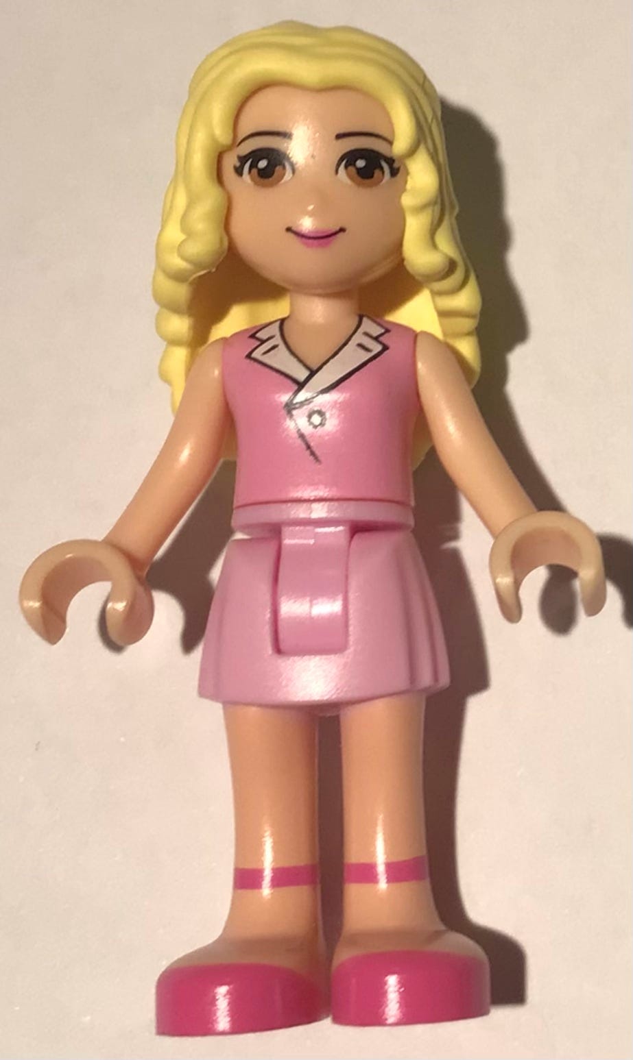 Lego minifigur Friends Marie | FINN-torget