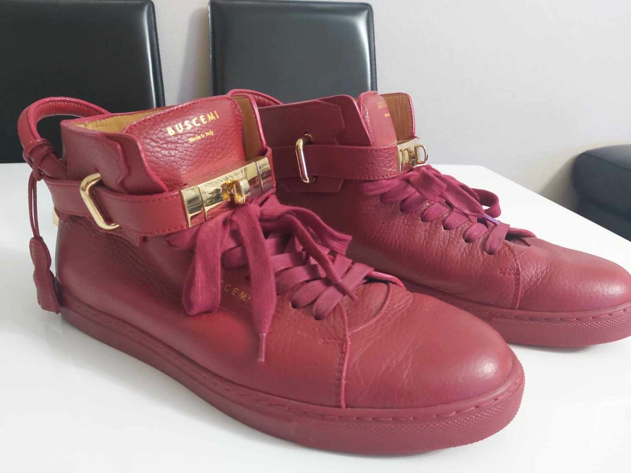 BUSCEMI 100M RED GUTS SNEAKERS | FINN-torget