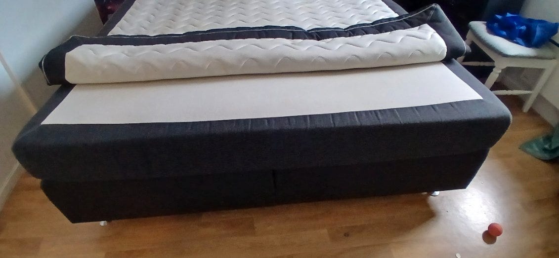 Godt brukt king size seng selges billig kan hentes 18 eller 19 mard ...