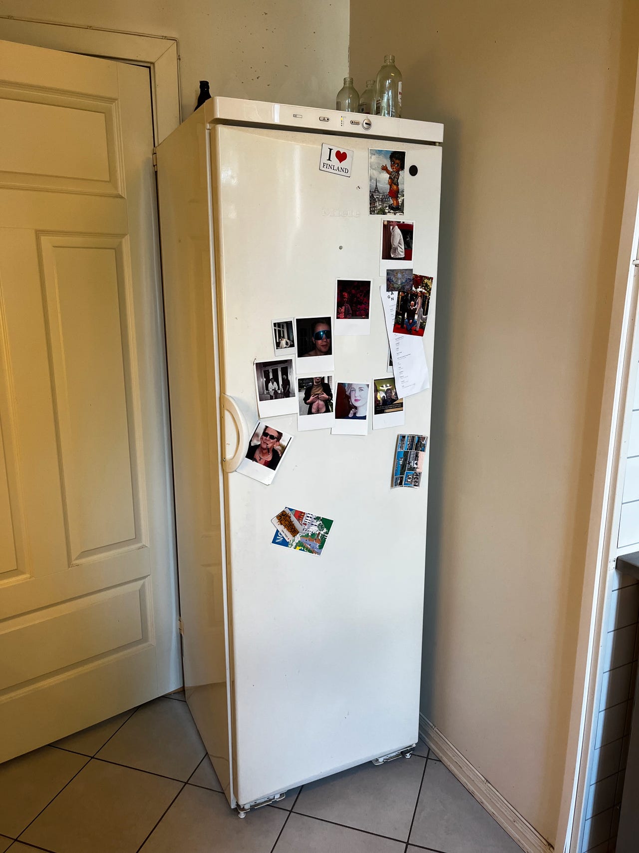 Tipp topp kjøleskap gis bort | FINN-torget