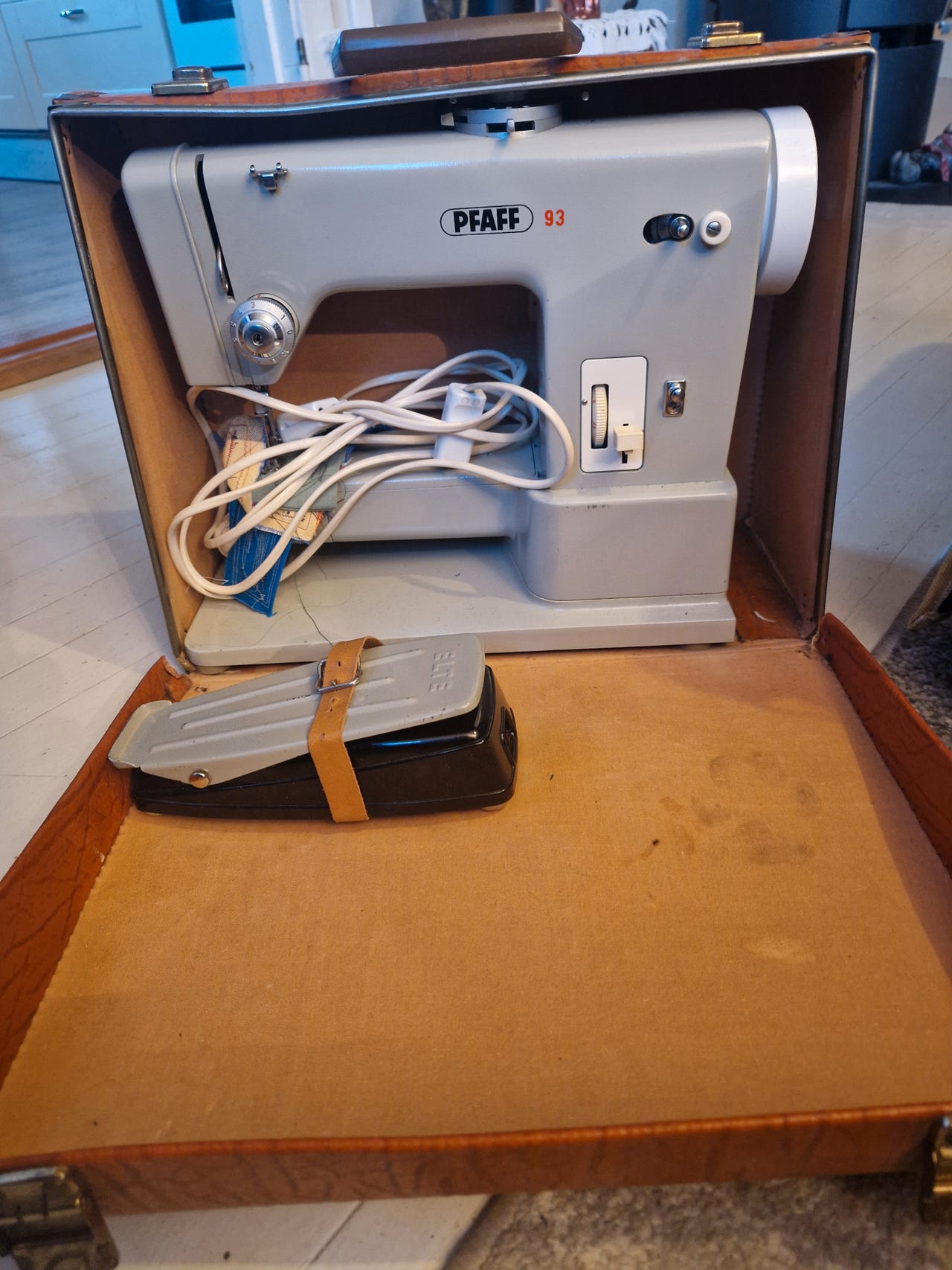 Symaskin Pfaff 93 | FINN-torget