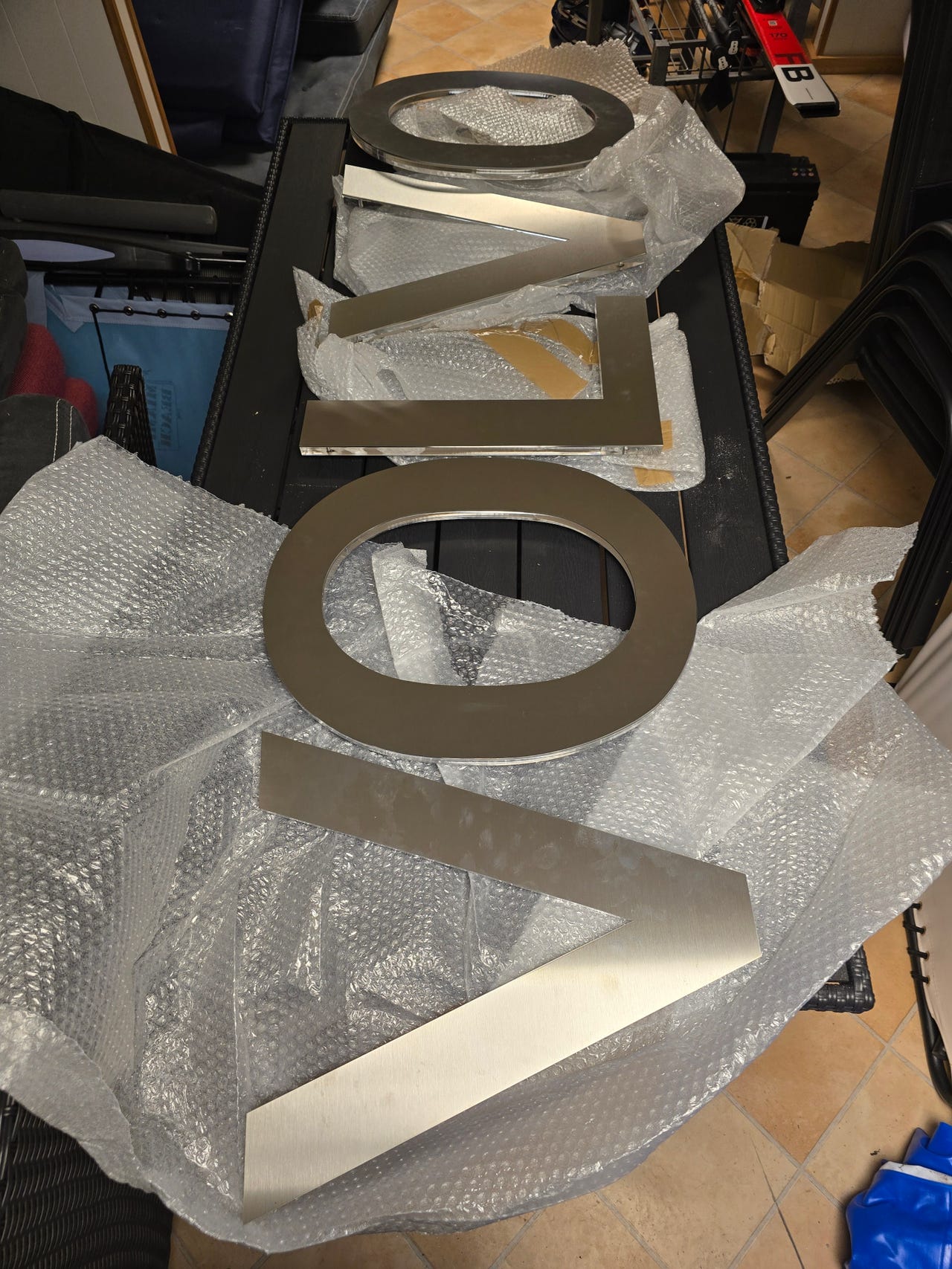 Store Volvo-bokstaver | FINN-torget