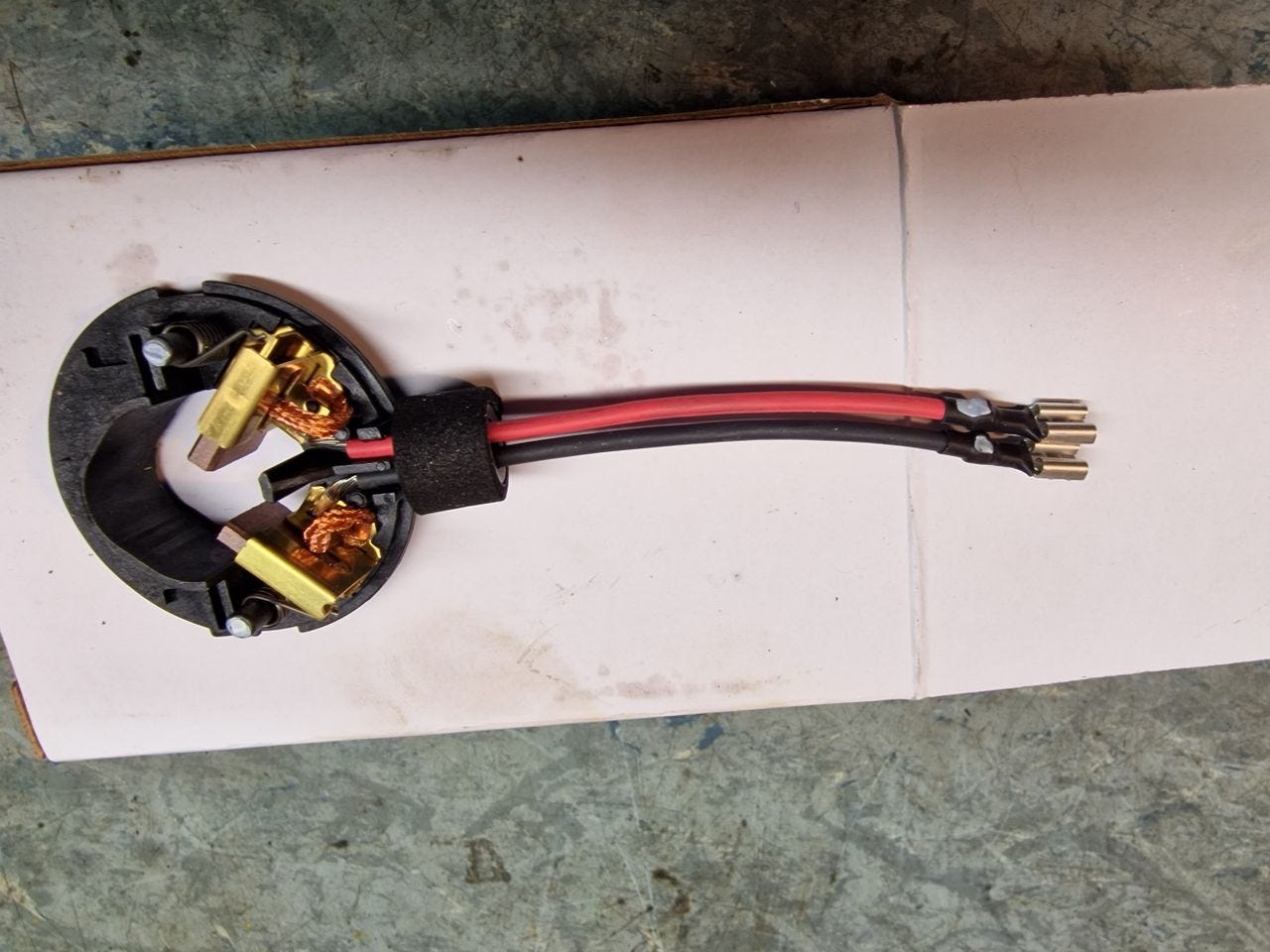 Hilti original kullbørsteholder til SFC 22-A #2042538 selges rimelig ...