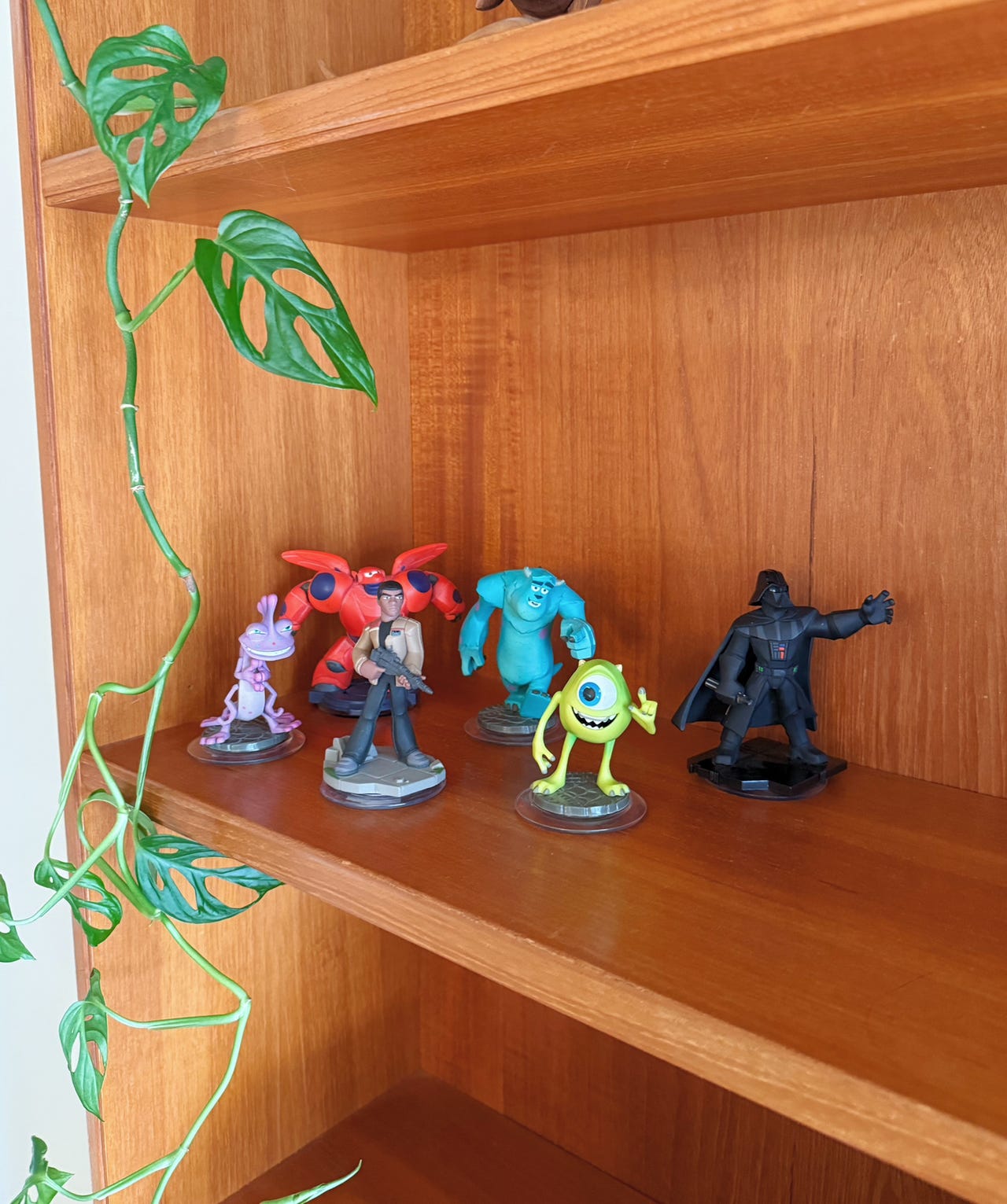 Disney Infinity figurer - Star Wars, Monster bedriften & Big Hero 2 ...